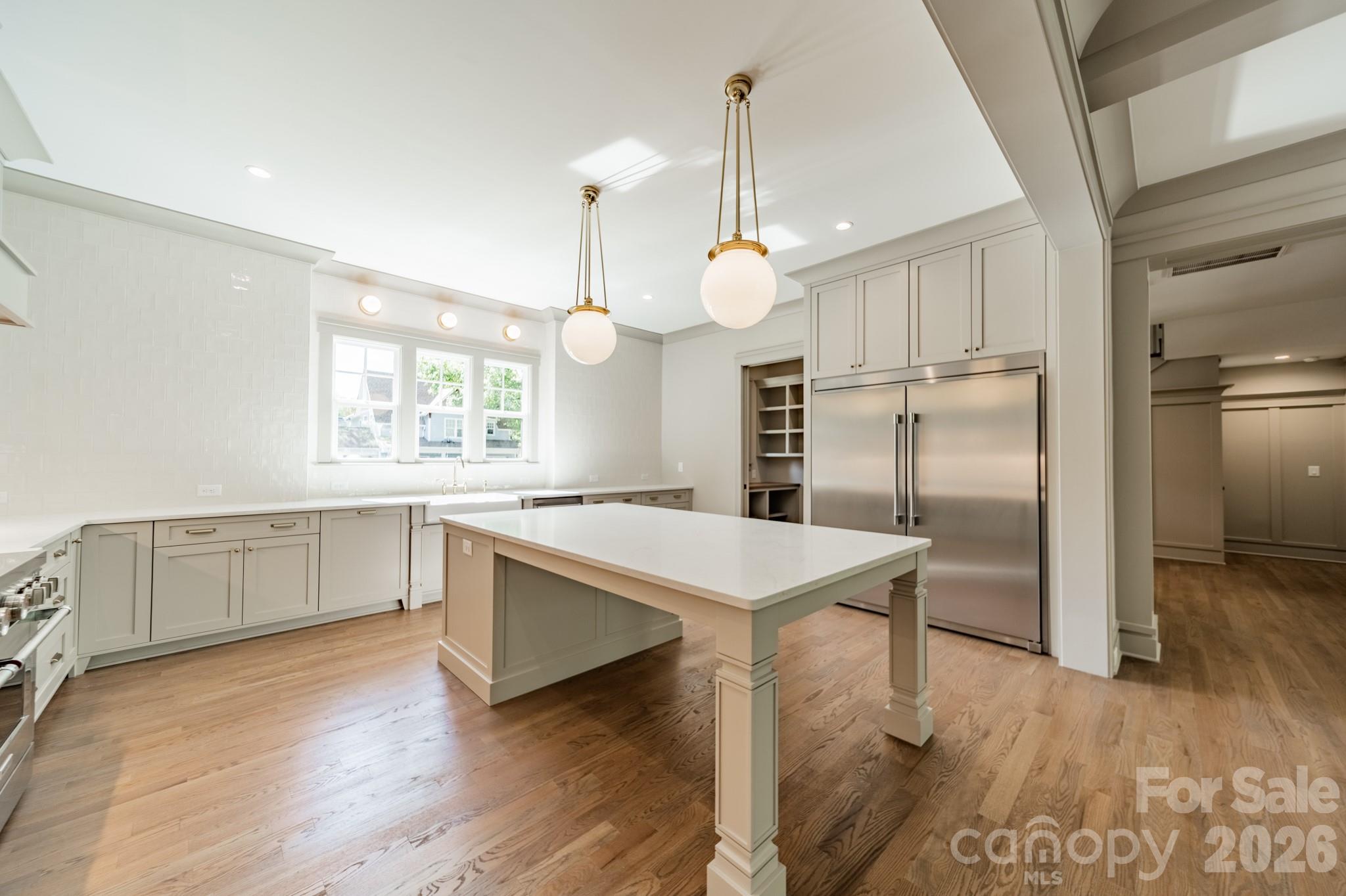 839 Drummond Avenue, Charlotte, NC - photo 8 of 30