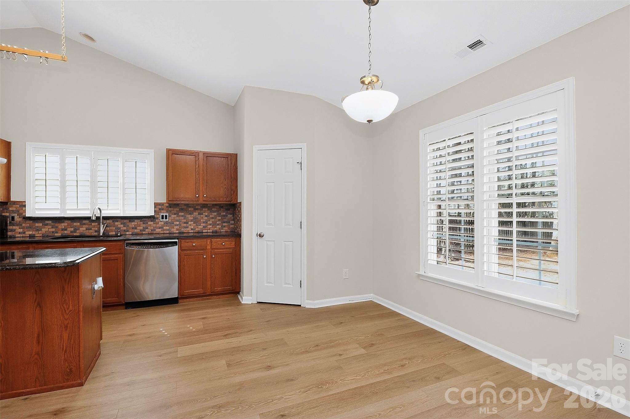 Photo 13 of 7022 Duchamp Drive, Charlotte, NC