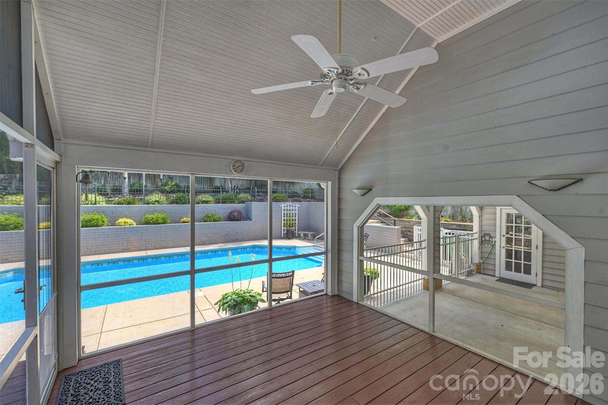 Photo 34 of 4013 Bridgewood Lane, Charlotte, NC