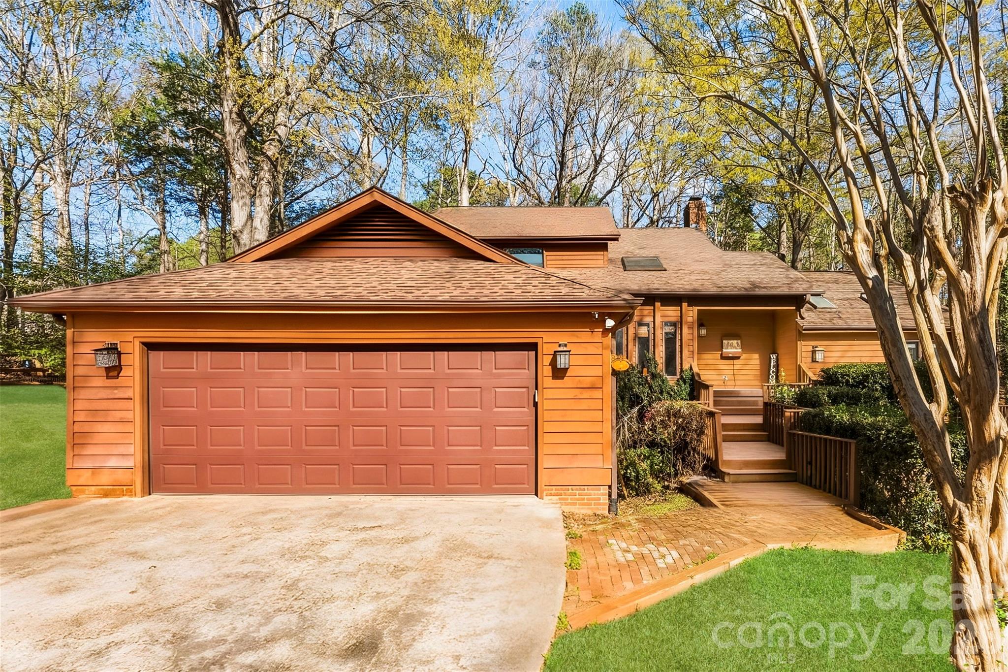 10 Thornwood Court, Clover, SC - photo 2 of 47
