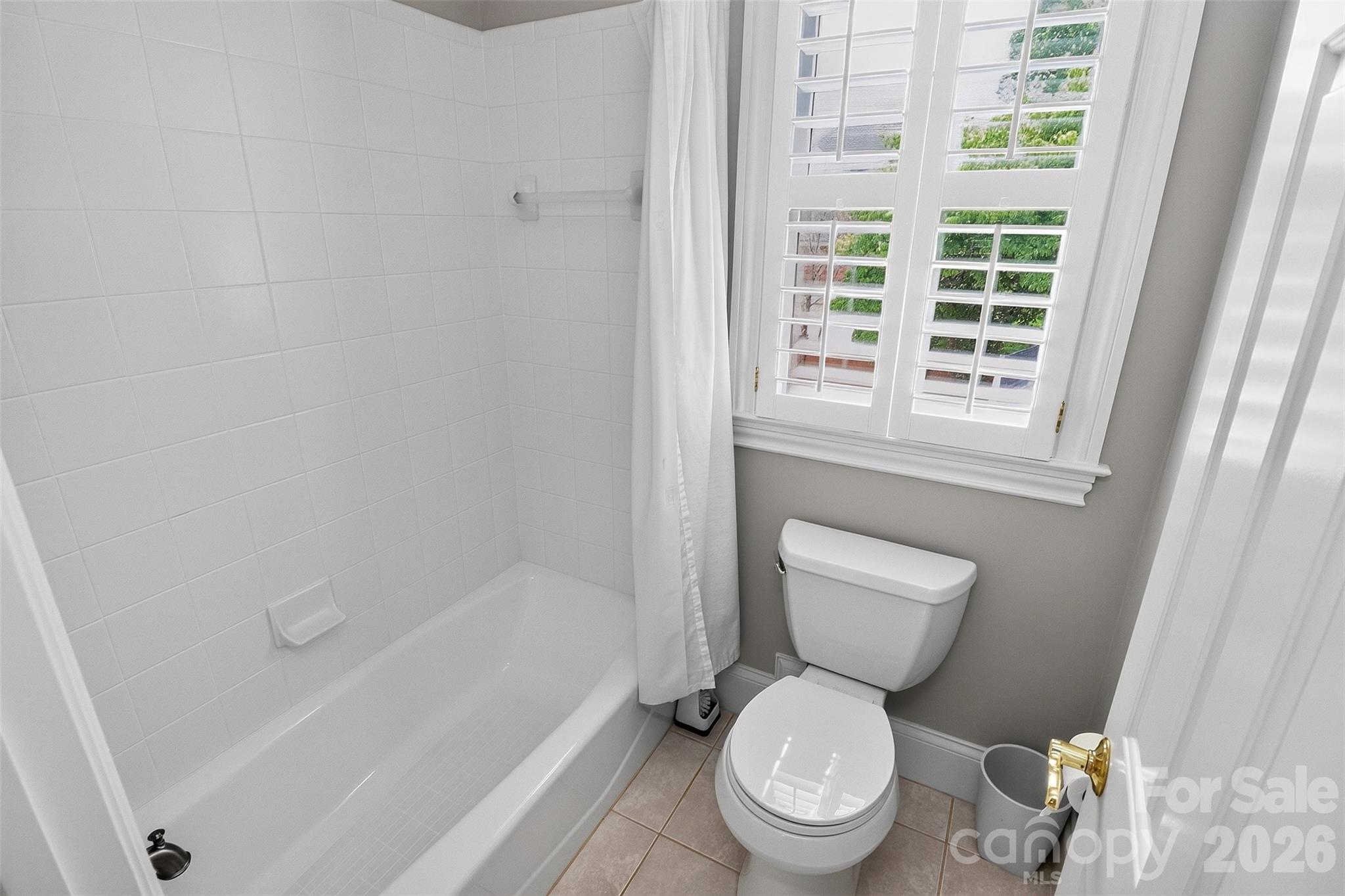 Home for sale at 6907 Meadow Run Lane, Charlotte, NC — photo 39 of 48