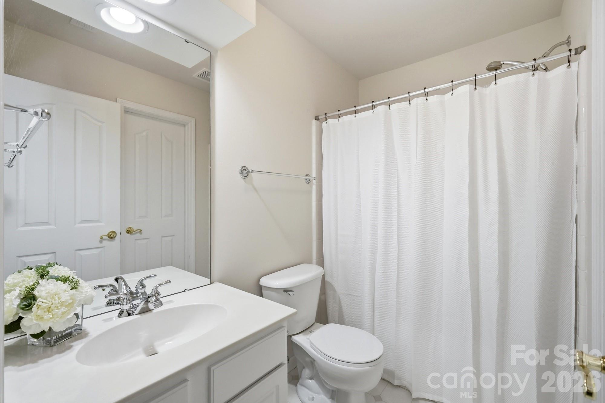 Photo 30 of 4814 King Arthur Drive, Charlotte, NC
