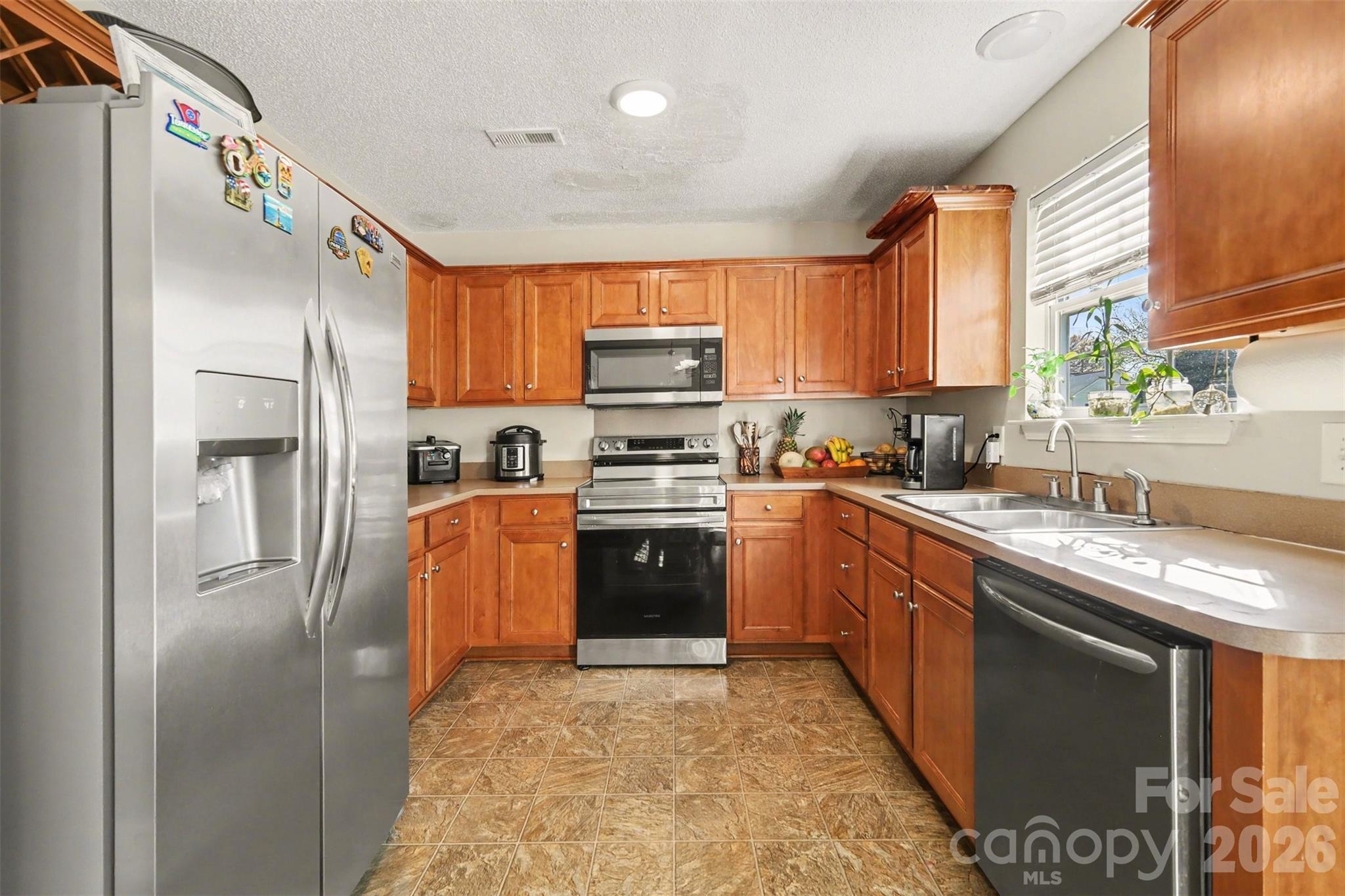 503 River View Drive, Lowell, NC - photo 16 of 34