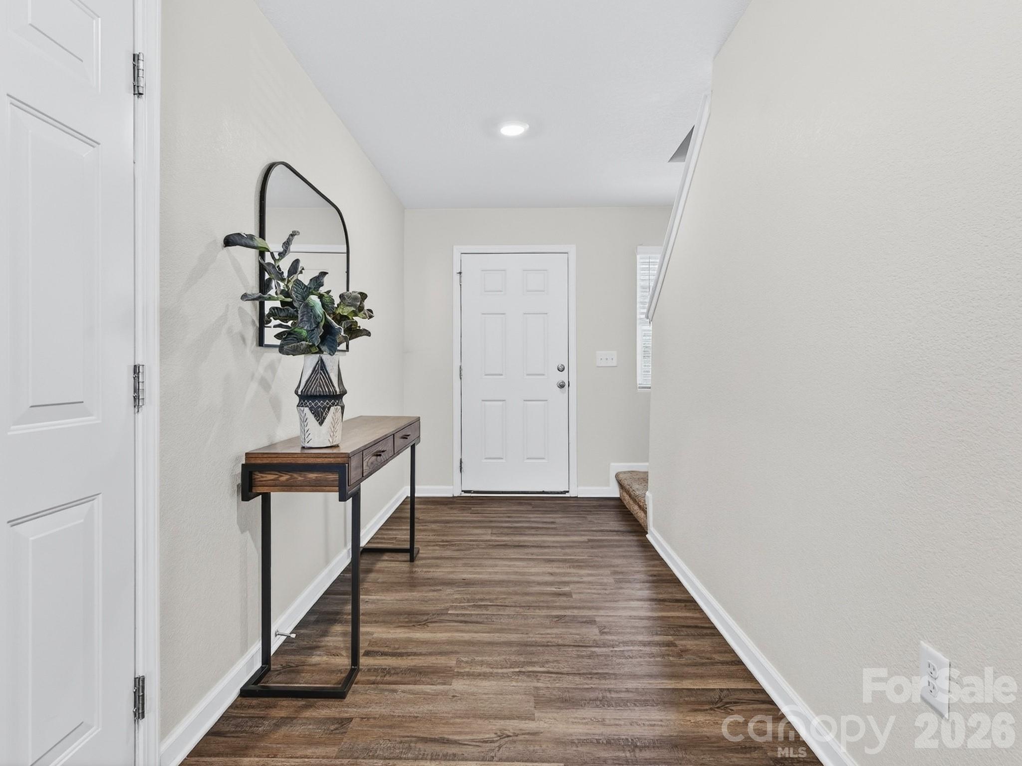 Photo 2 of 8128 Derby Woods Lane, Charlotte, NC