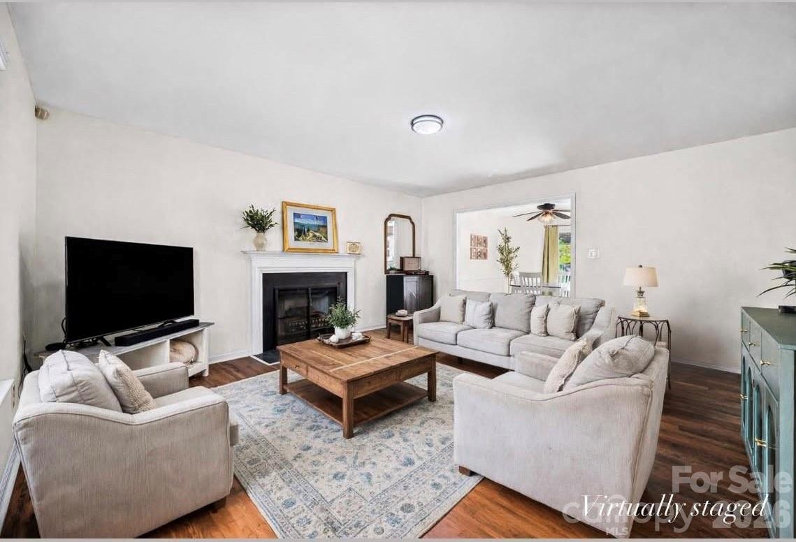 Photo 2 of 6104 Sunbridge Court, Charlotte, NC