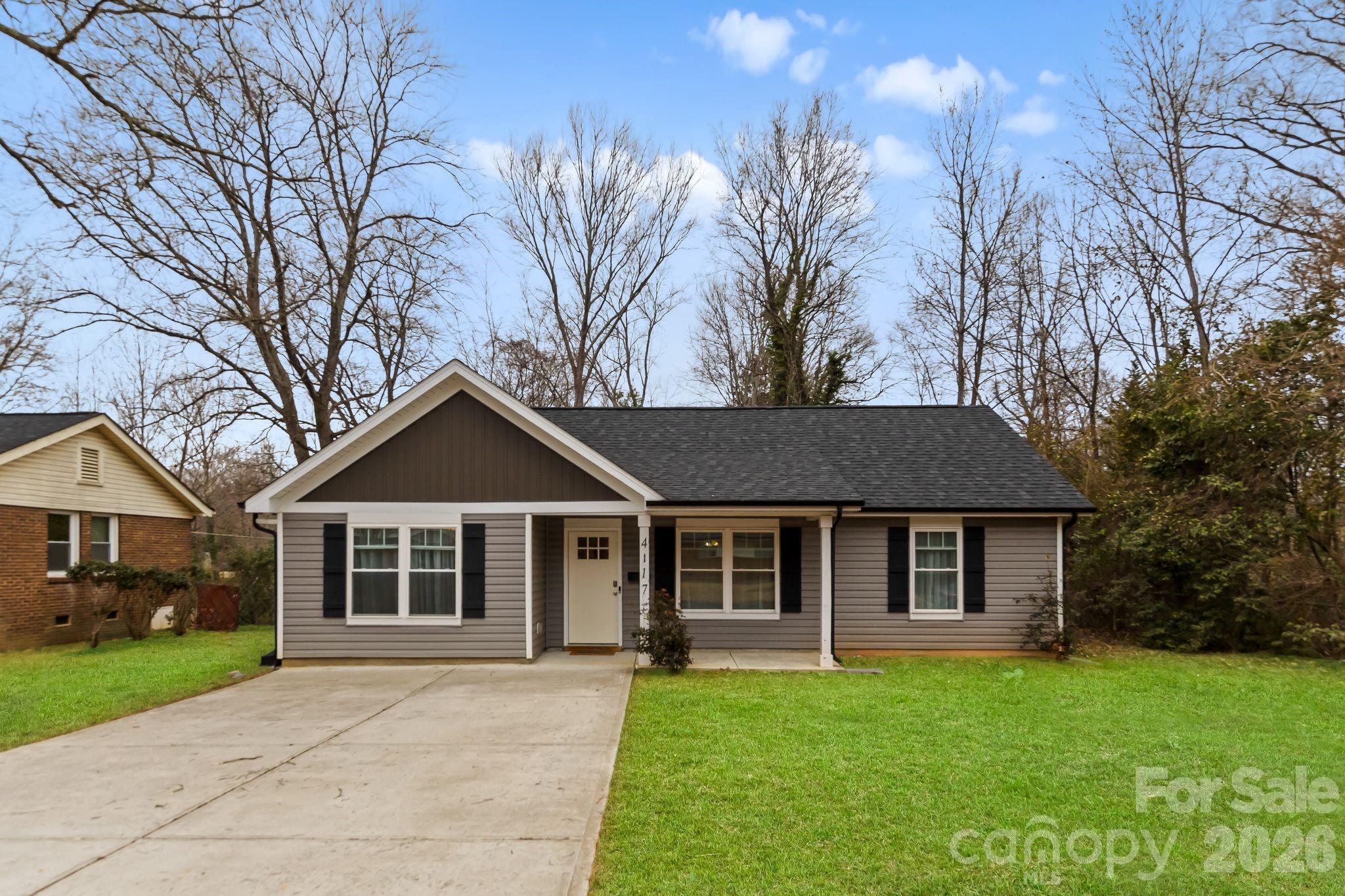 Photo 2 of 4117 Colebrook Road, Charlotte, NC