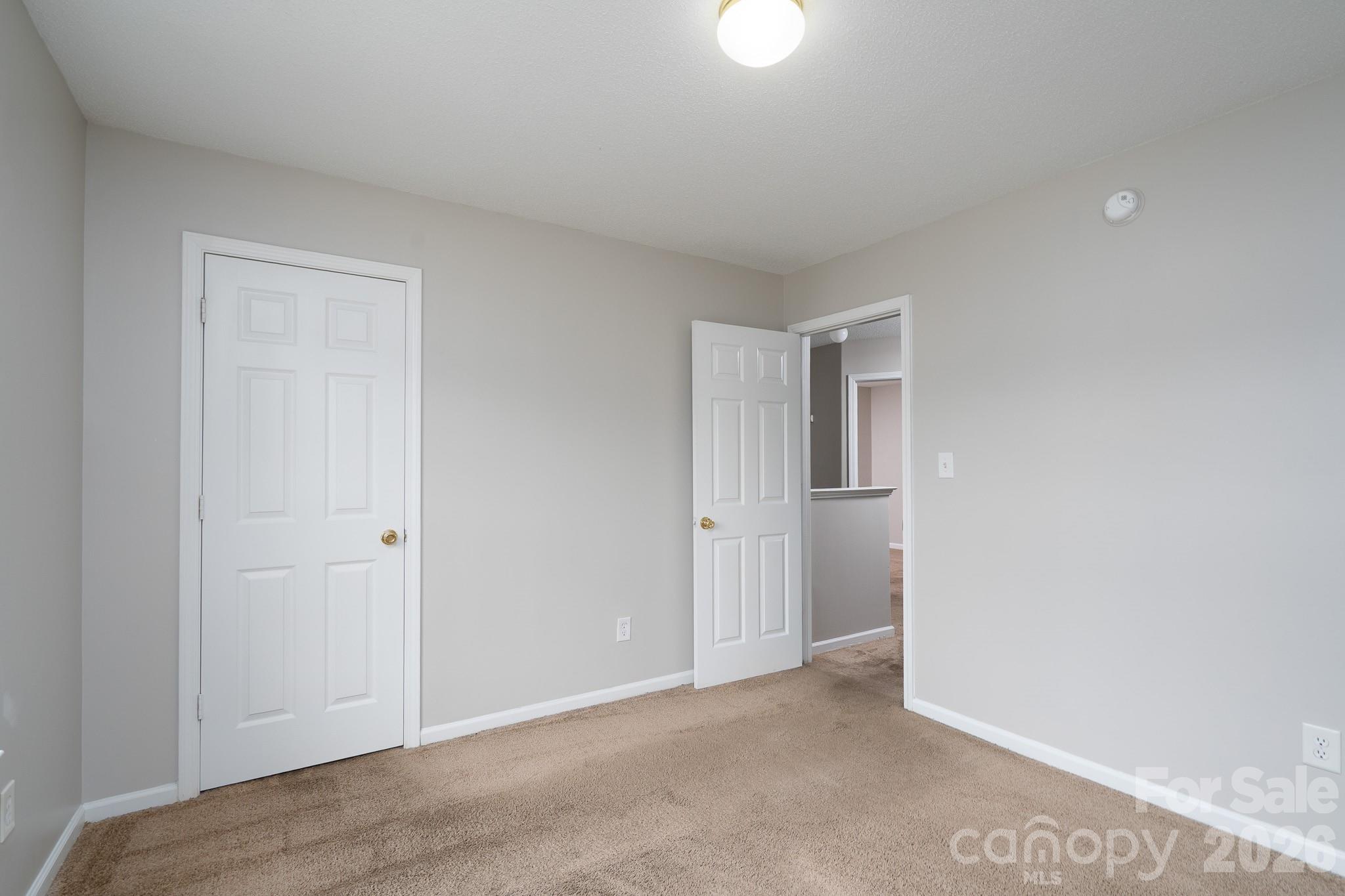 Photo 23 of 8016 Bronze Pike Drive, Charlotte, NC