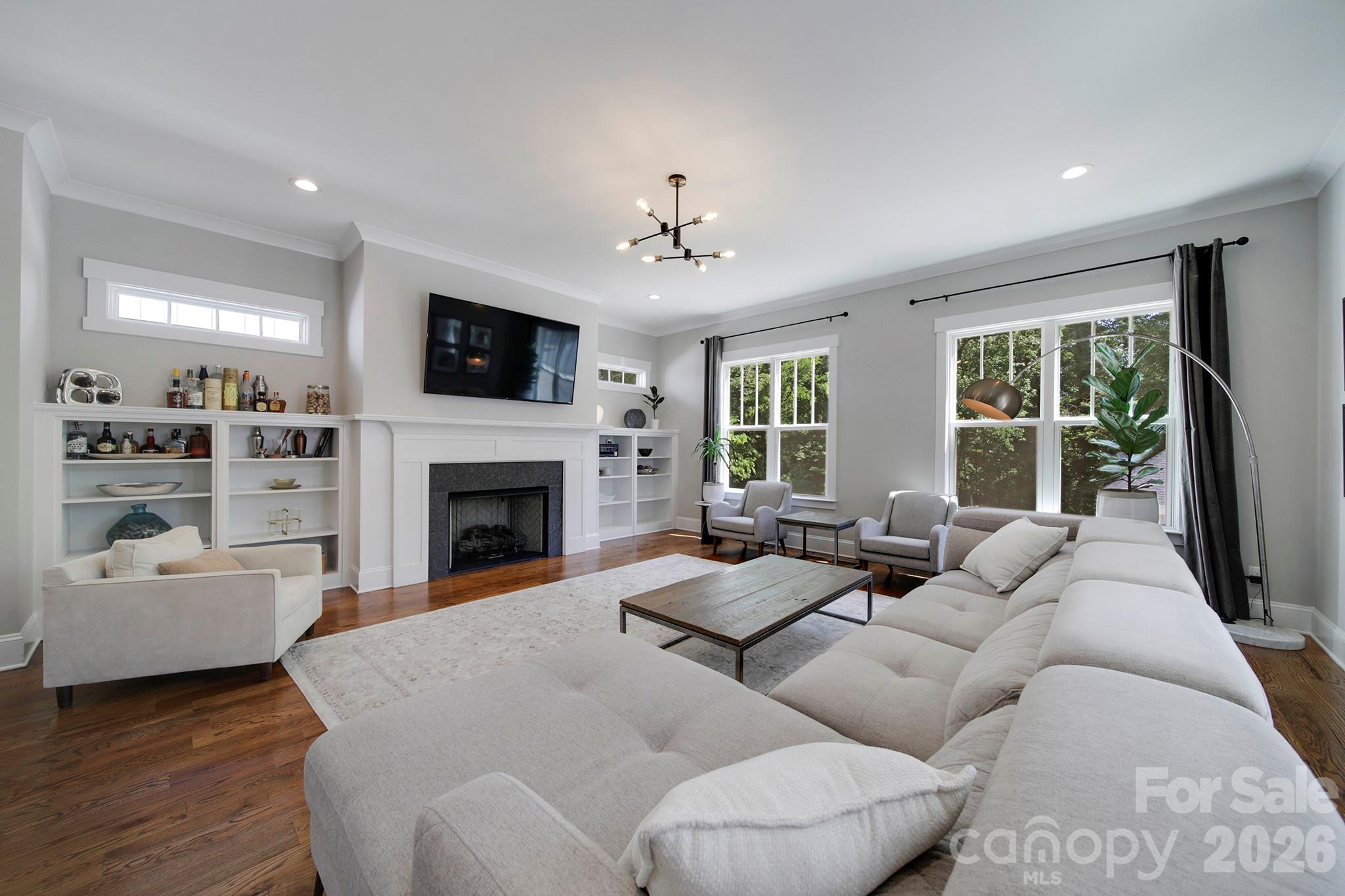 3015 Commonwealth Avenue, Charlotte, NC - photo 6 of 34