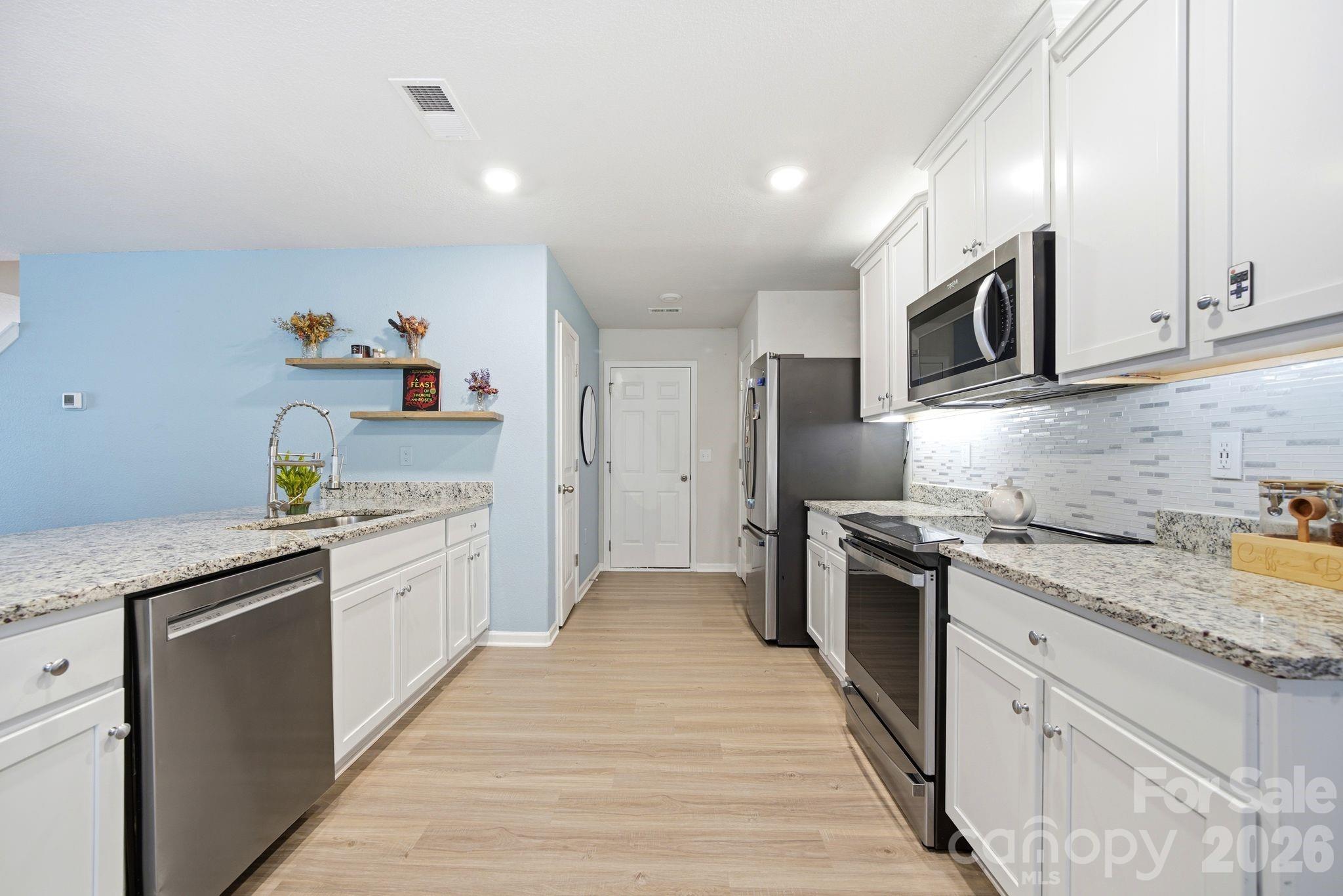 Photo 13 of 565 Hawley Street, Charlotte, NC