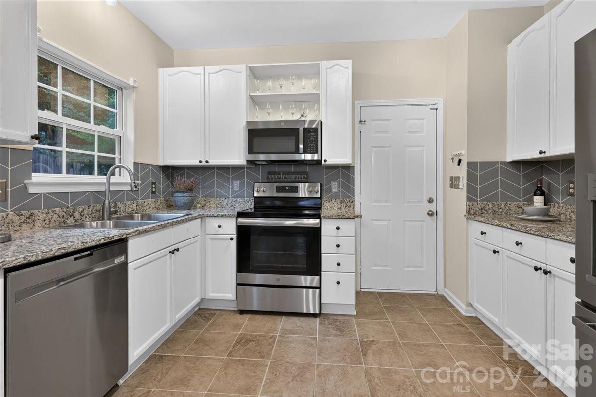 Photo 6 of 1519 Dillwin Road, Rock Hill, SC