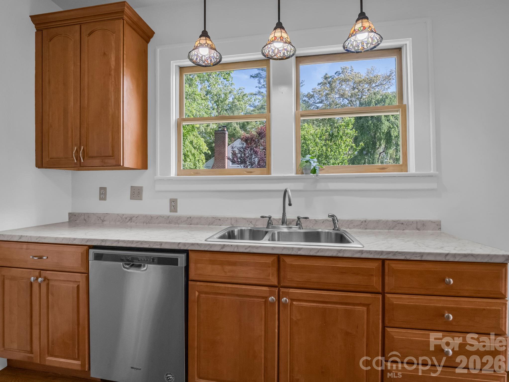 1534 Kensington Road, Hendersonville, NC - photo 18 of 44