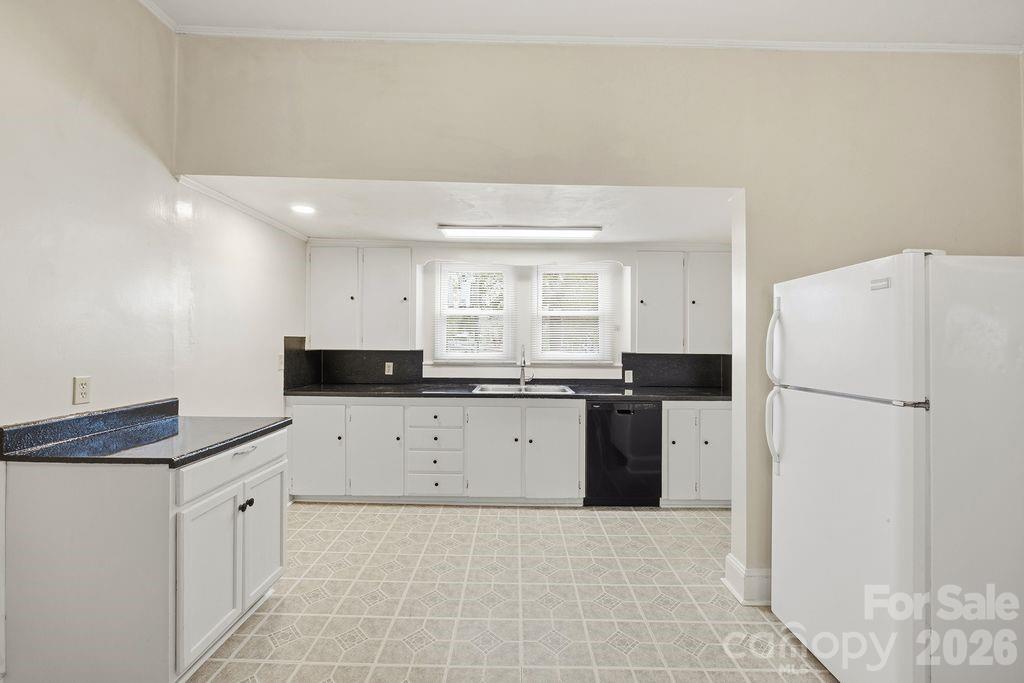 Photo 3 of 625 N Main Street, Kannapolis, NC