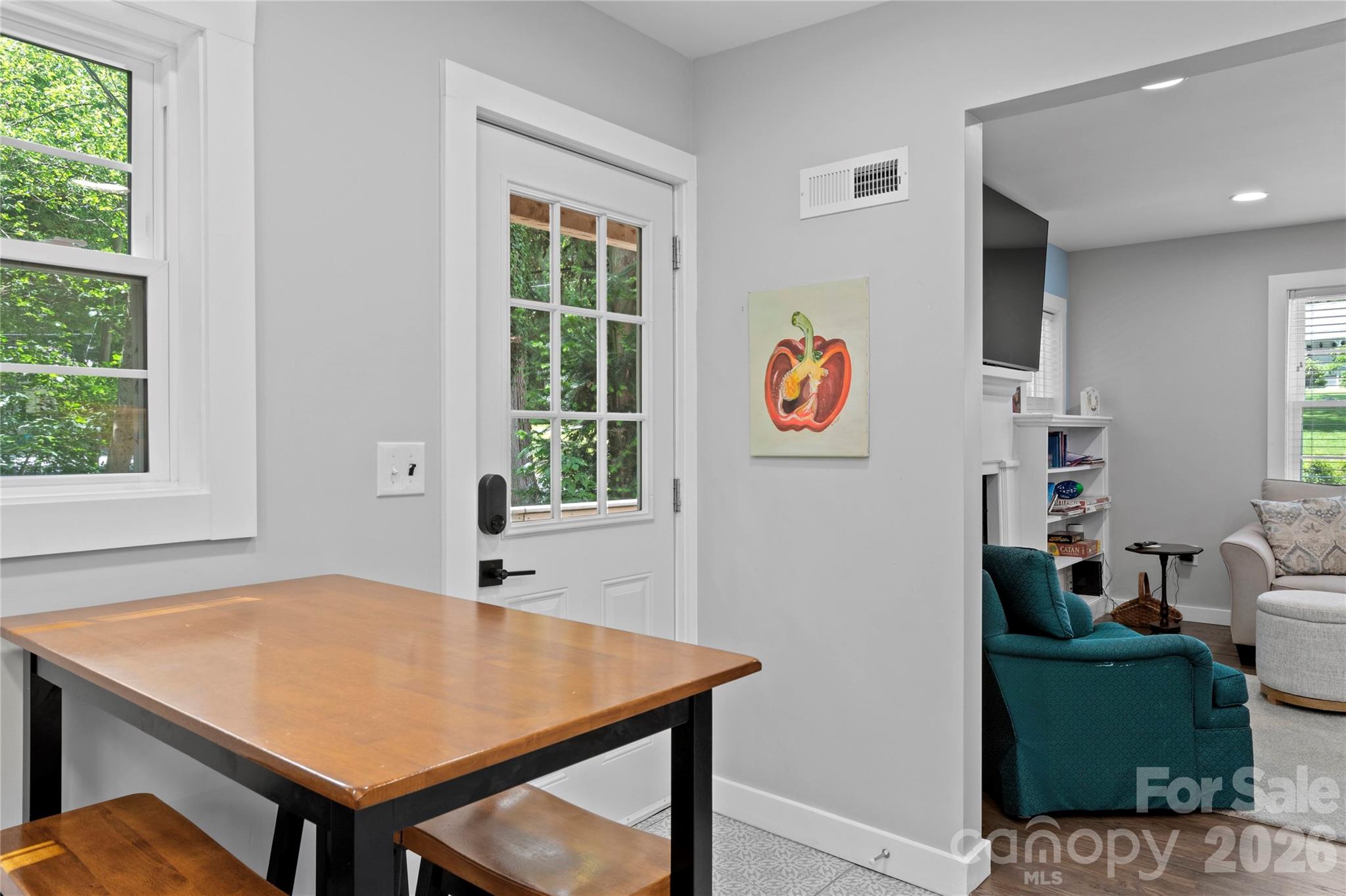 706 Elk Spur Street, Elkin, NC - photo 17 of 34