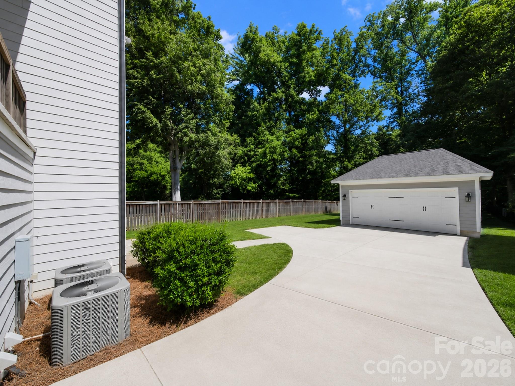 3015 Commonwealth Avenue, Charlotte, NC - photo 31 of 34