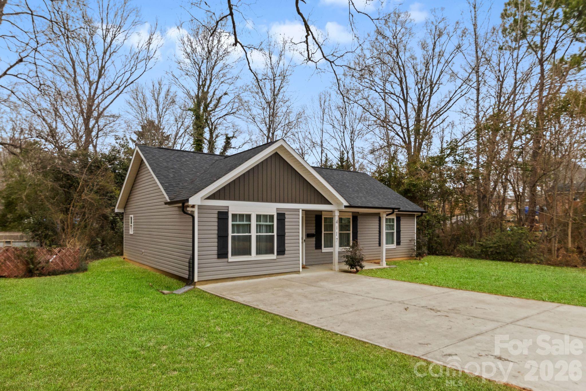Photo 3 of 4117 Colebrook Road, Charlotte, NC