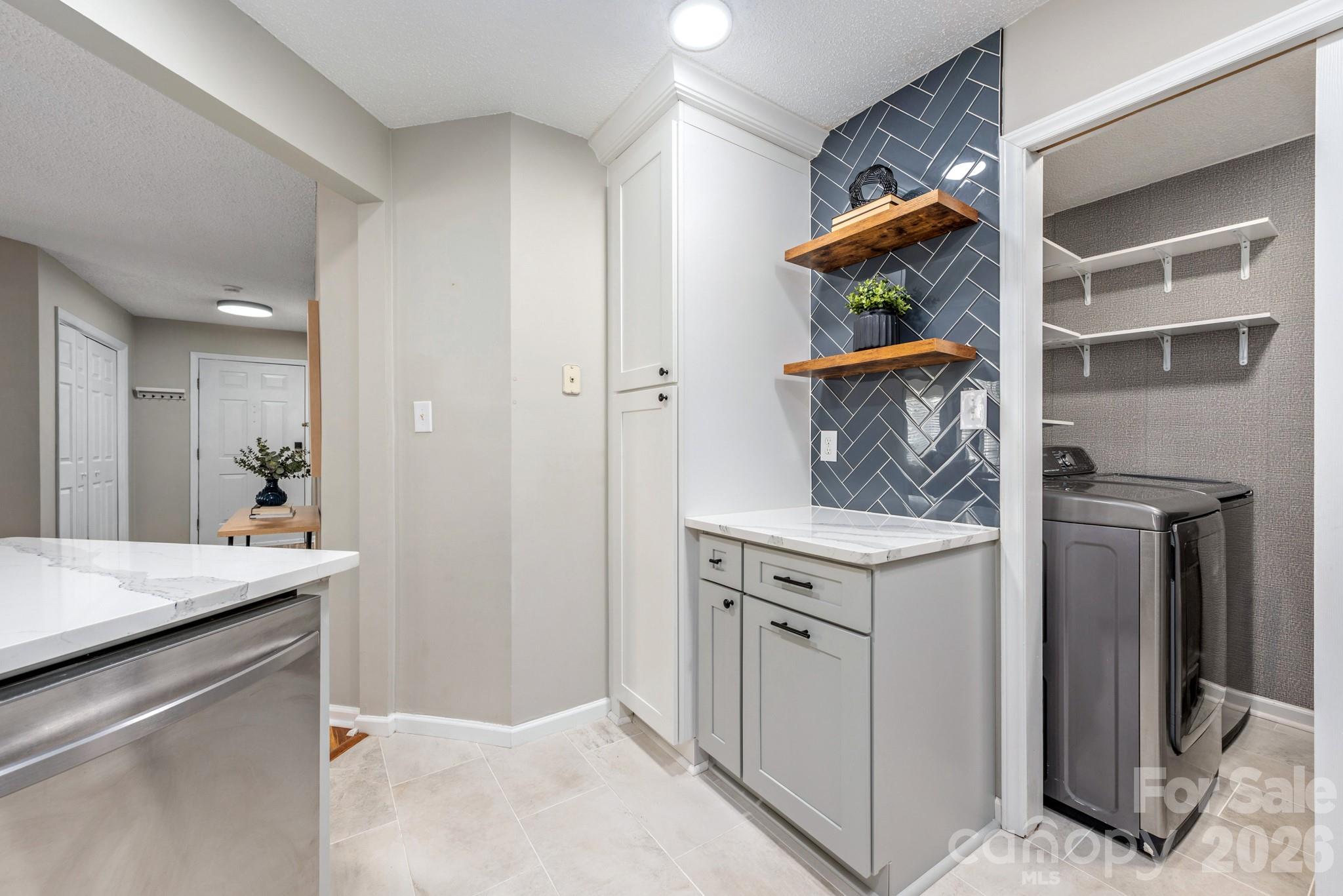 Photo 32 of 6039 Gray Gate LaneB, Charlotte, NC