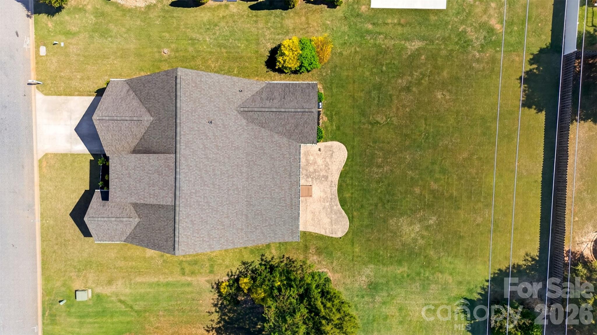 Photo 4 of 415 S Pendernale Drive, Moore, SC