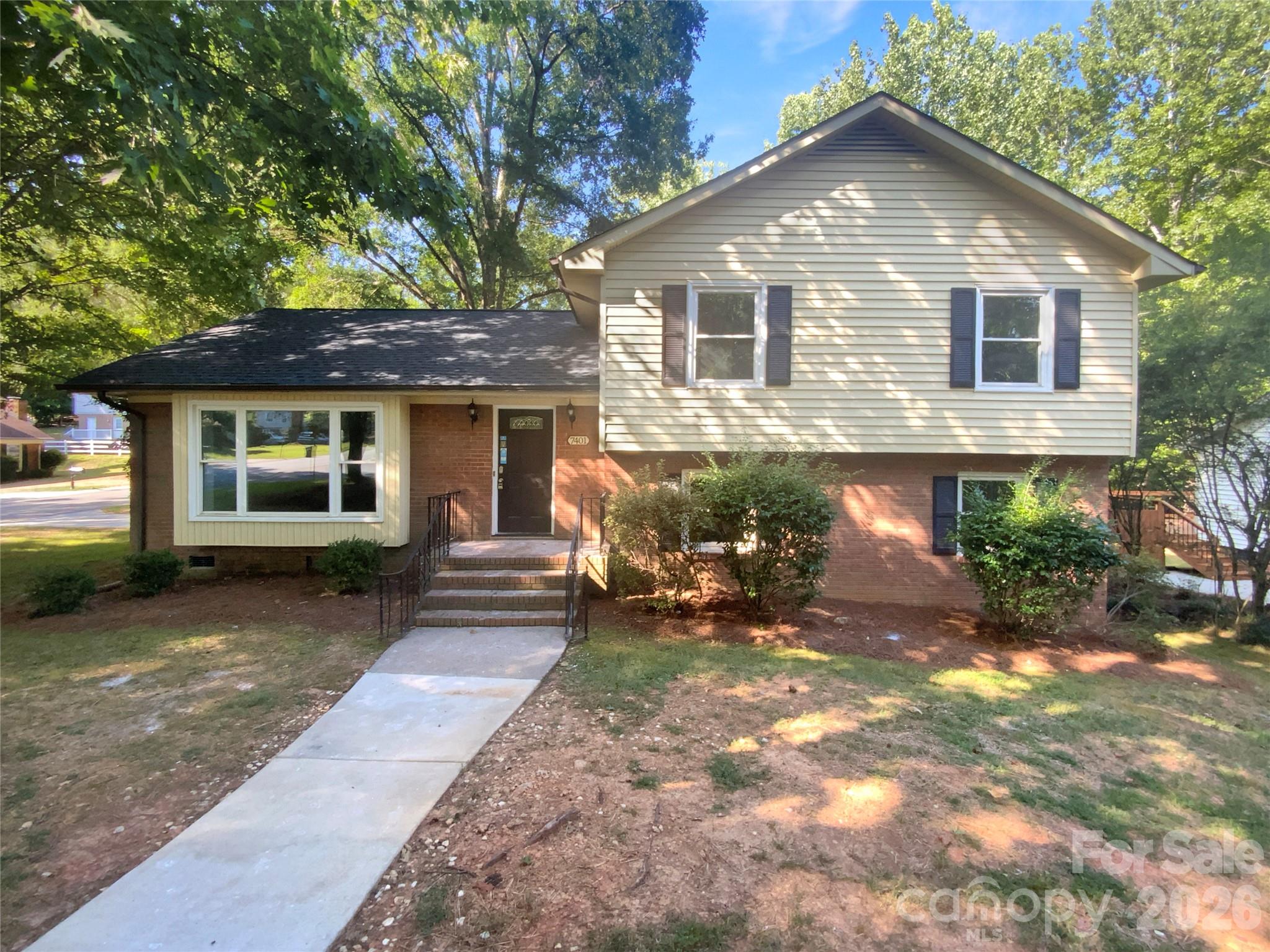 Photo 7 of 7401 Limerick Drive, Charlotte, NC
