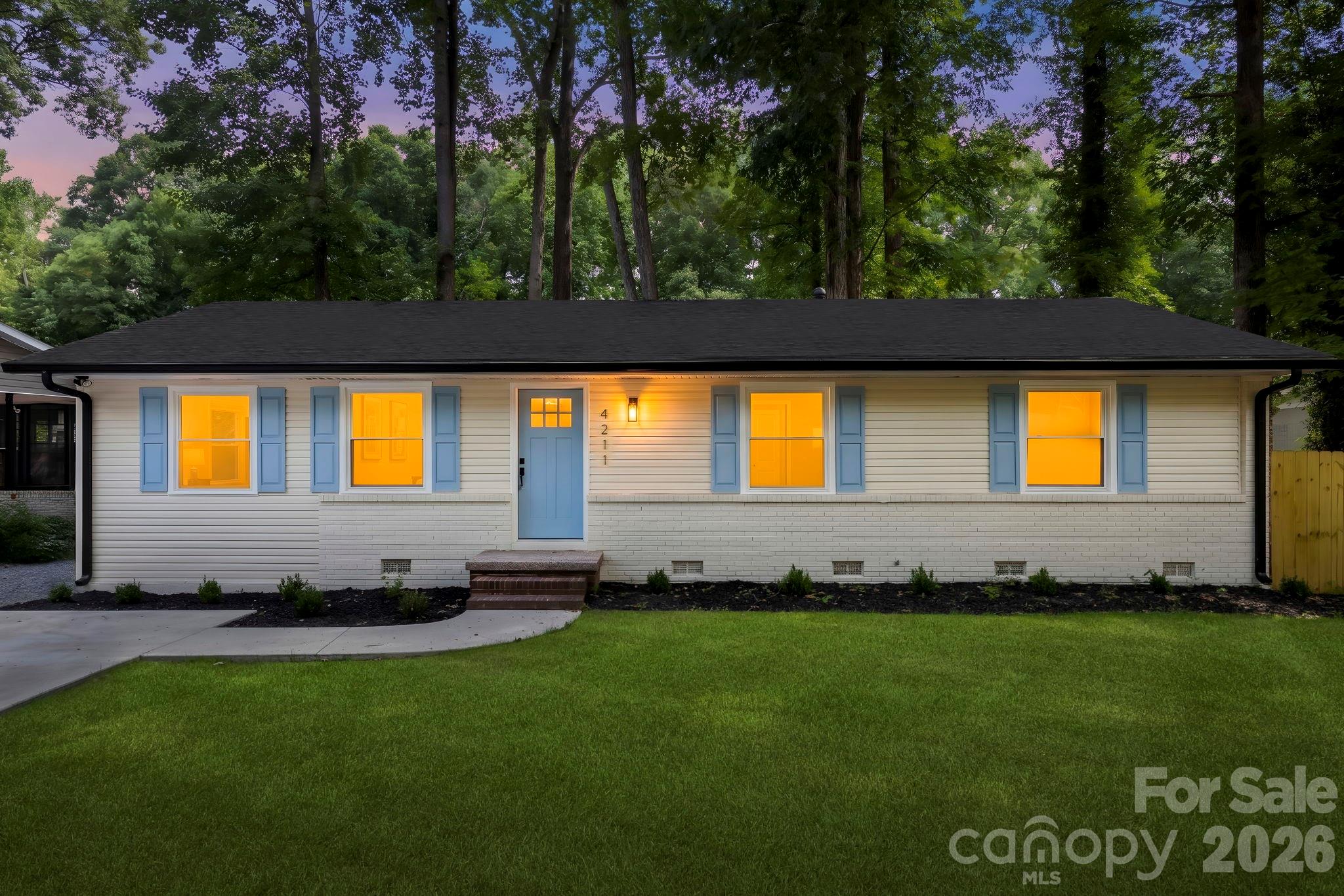 Photo 2 of 4211 Dunwoody Drive, Charlotte, NC