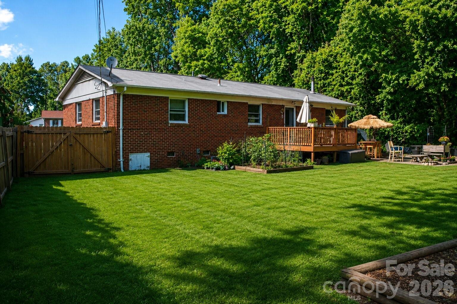 1122 Zion Court, Charlotte, NC - photo 3 of 19