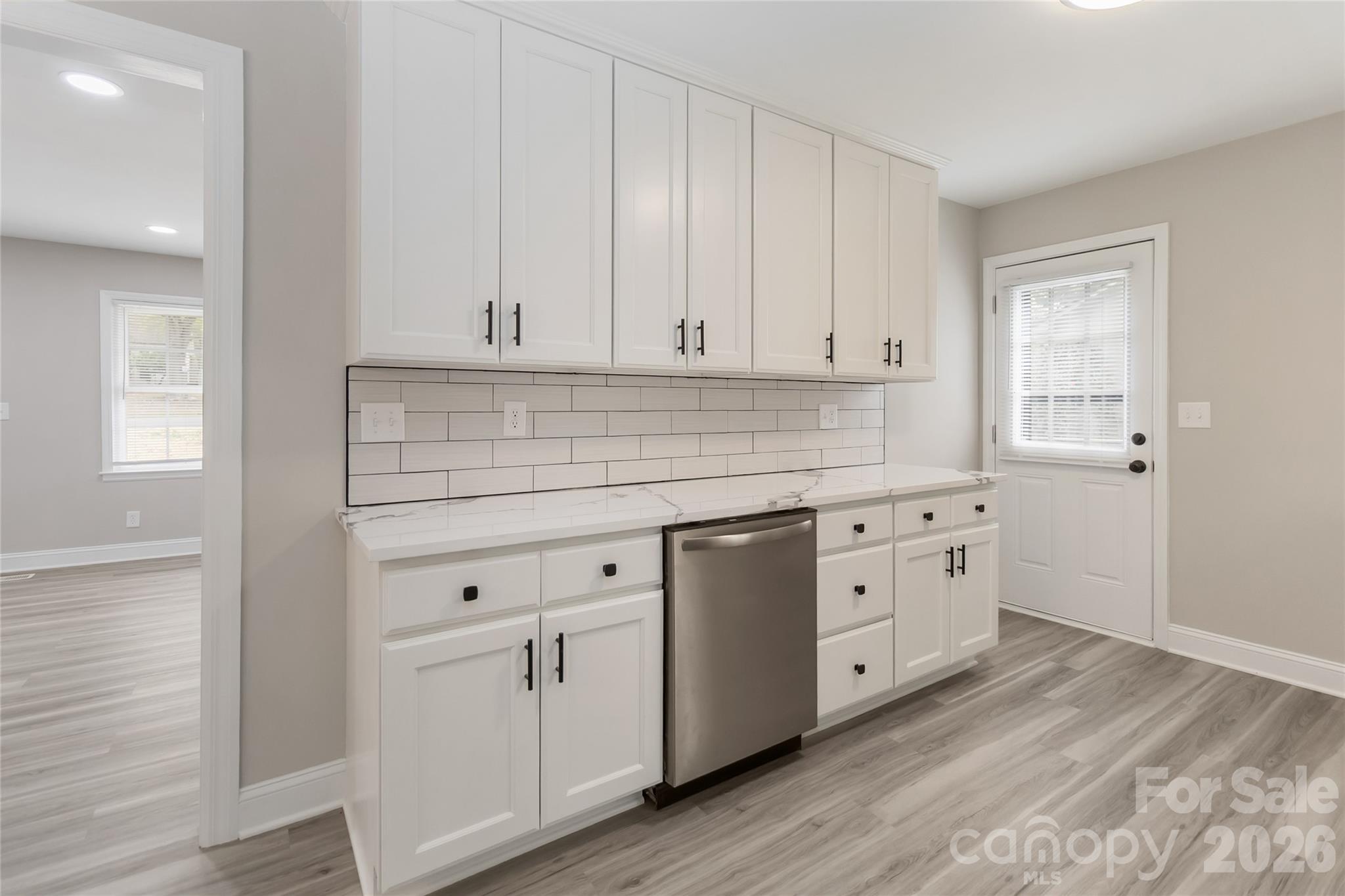 Photo 7 of 6726 Barrington Drive, Charlotte, NC