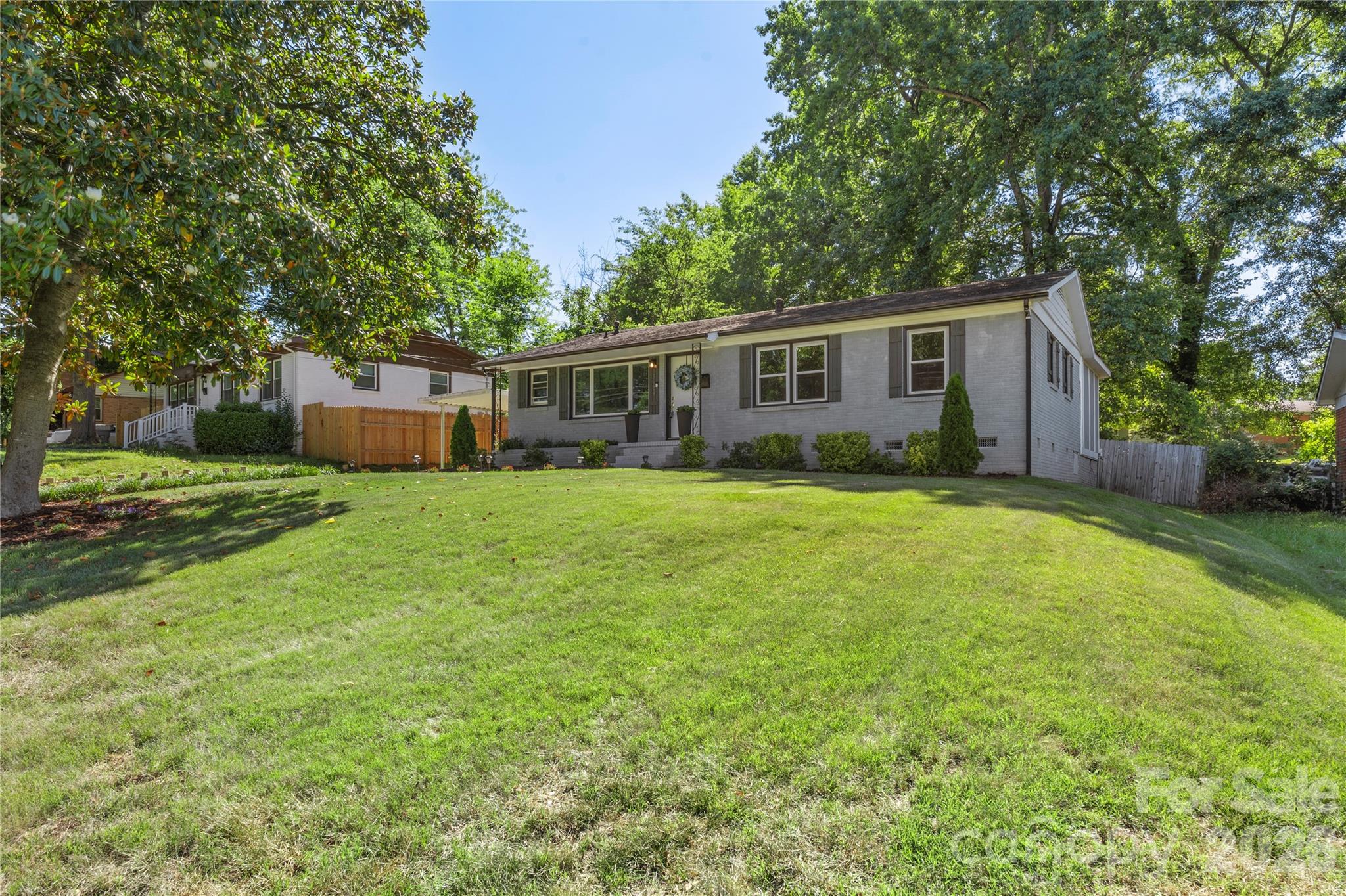 Photo 2 of 3629 Sargeant Drive, Charlotte, NC
