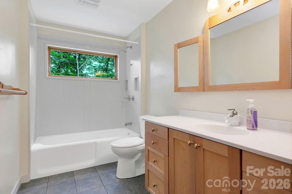 40 Walnut Ridge Circle, Brevard, NC - photo 26 of 47