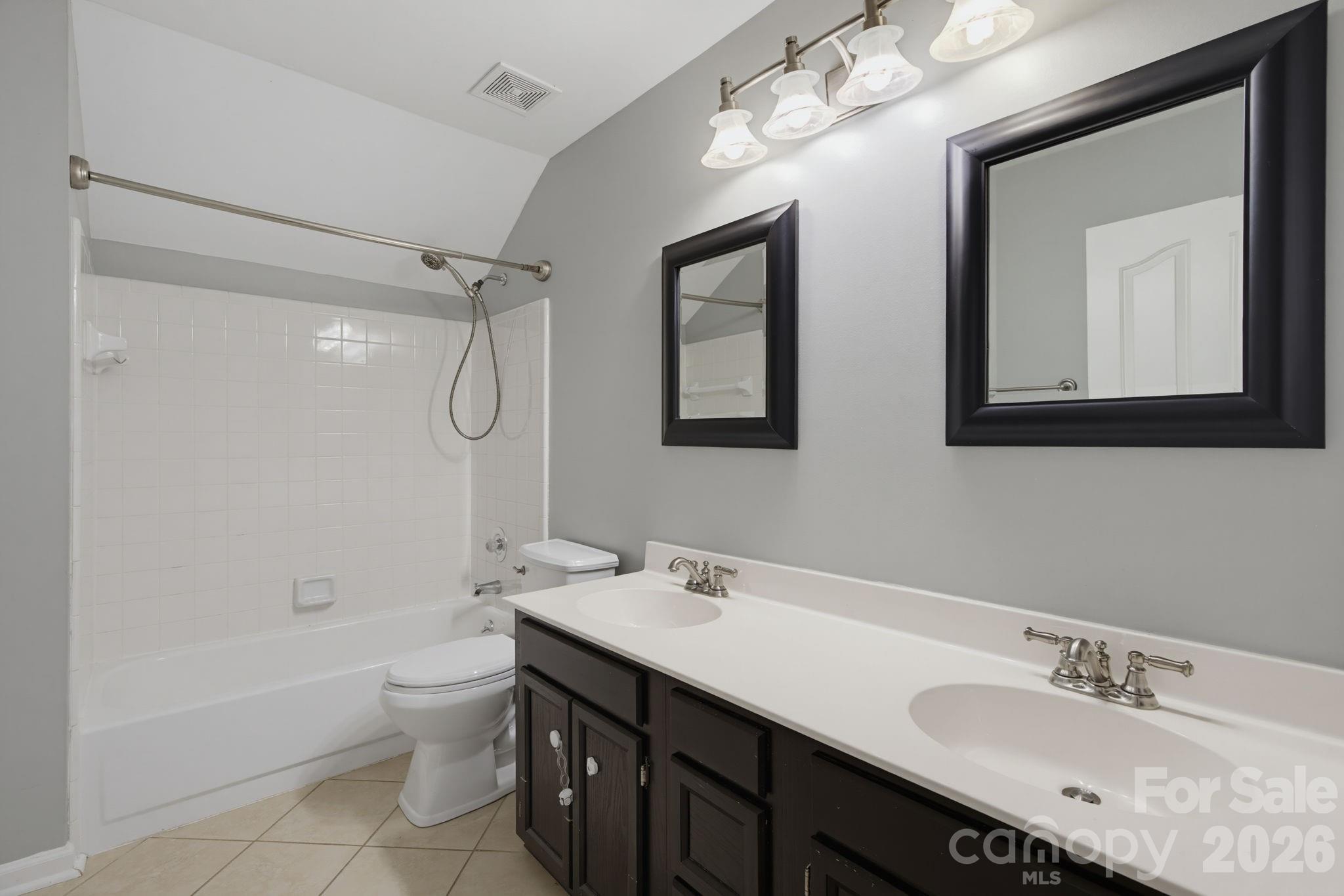 Home for sale at 6632 Elmstone Drive, Charlotte, NC — photo 20 of 38