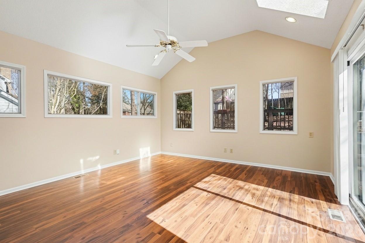 Photo 16 of 14115 Canvasback Drive, Charlotte, NC