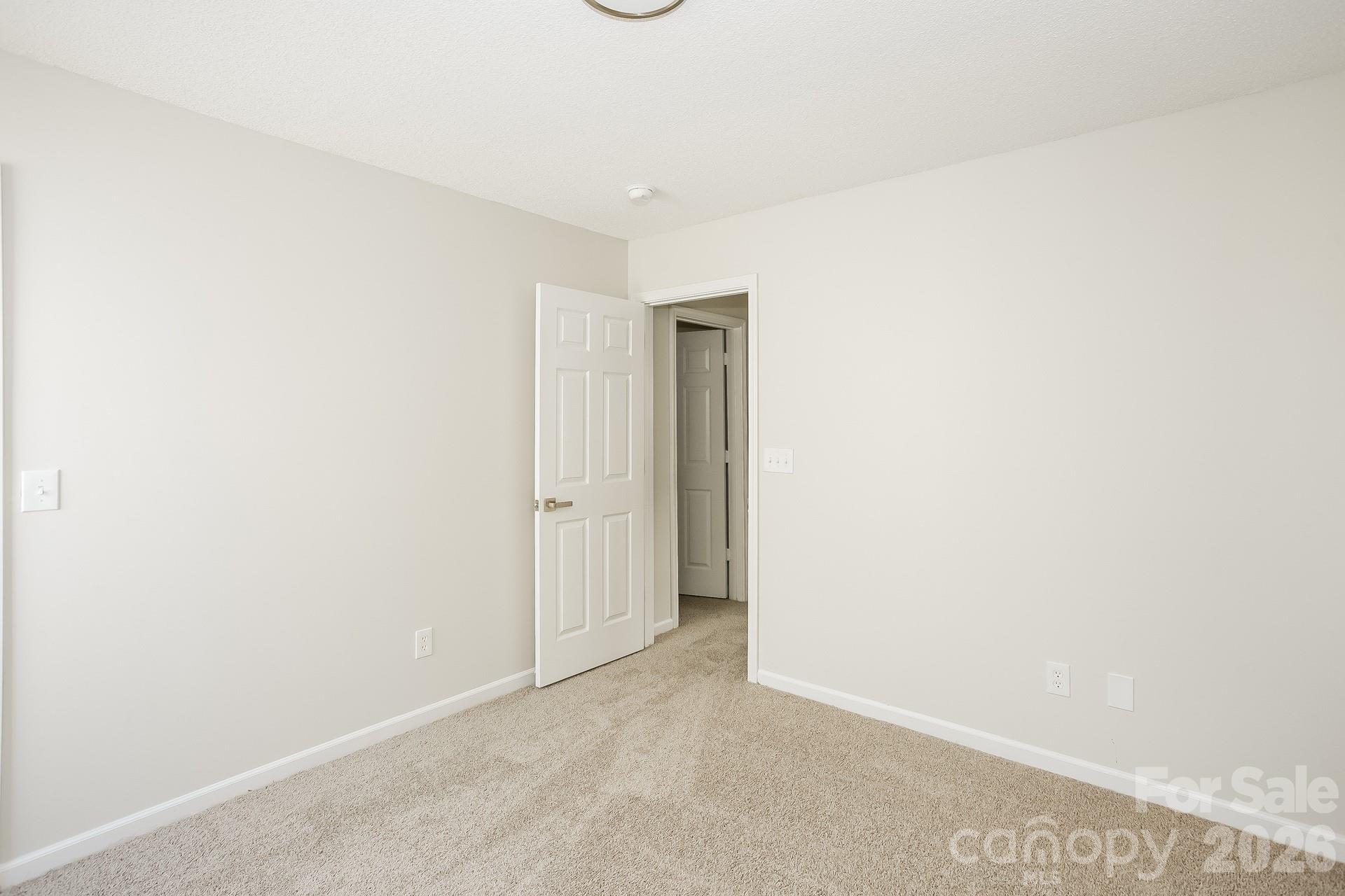 Photo 17 of 11003 Pointer Ridge Drive, Charlotte, NC