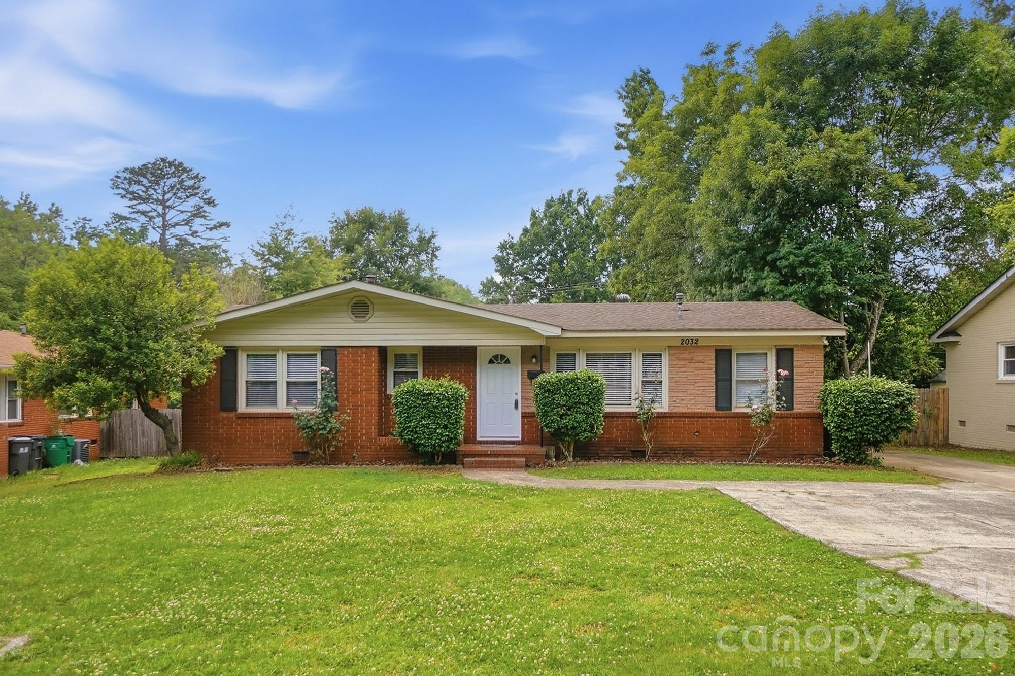 Home for sale at 2032 Eastway Drive, Charlotte, NC — photo 1 of 25