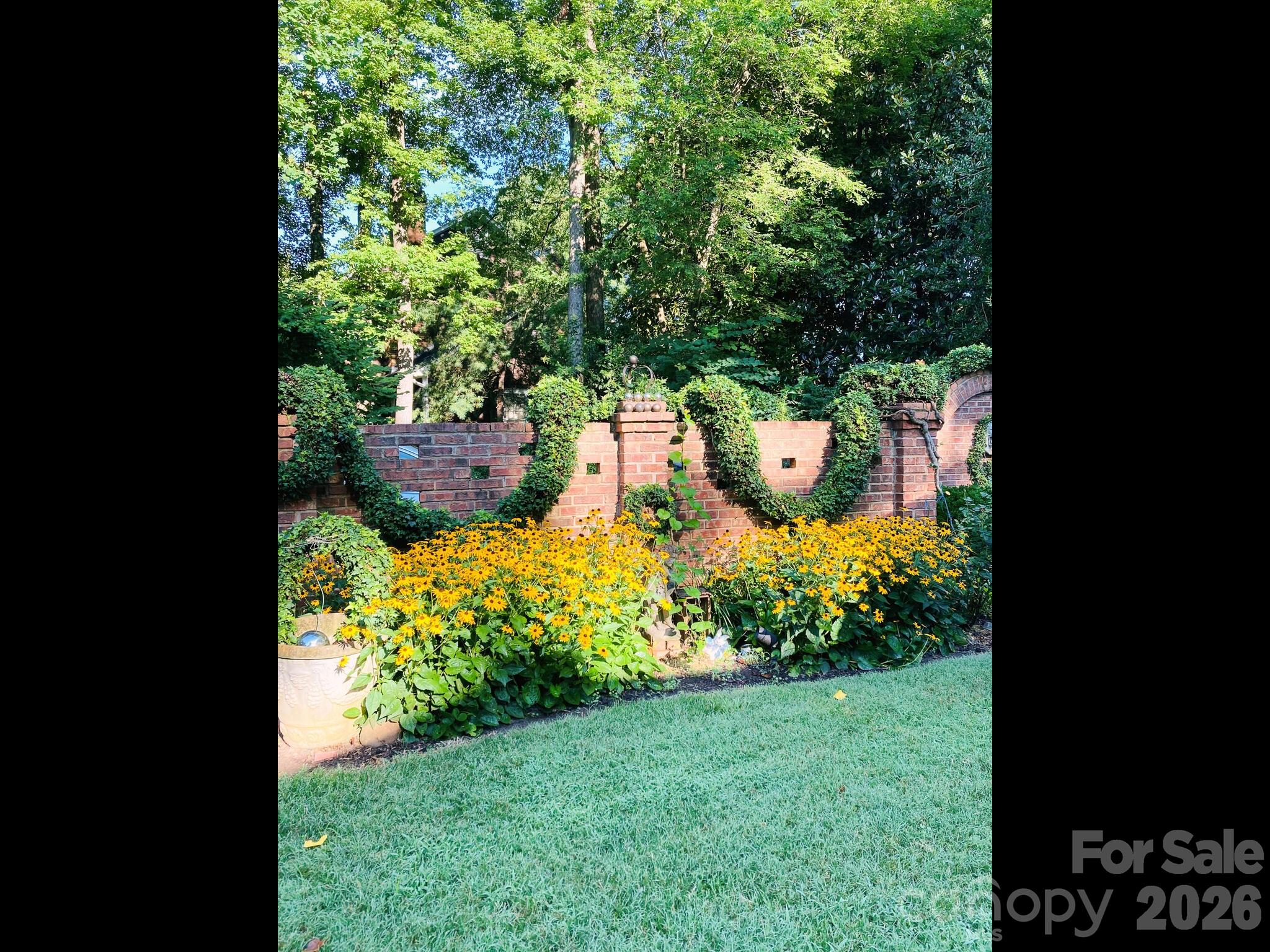 Photo 42 of 2424 Richardson Drive, Charlotte, NC