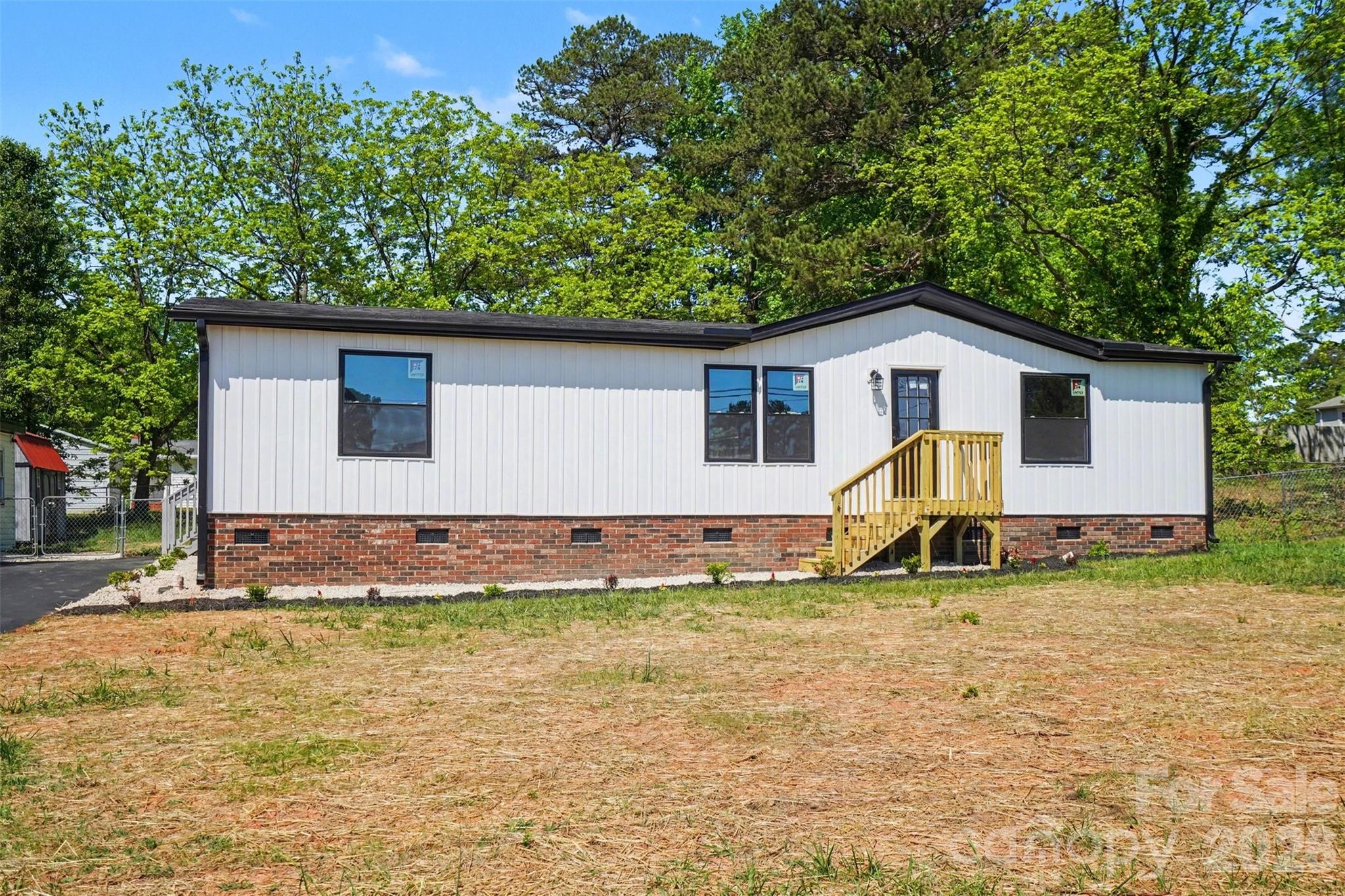 212 S Upright Street, Landis, NC - photo 3 of 29