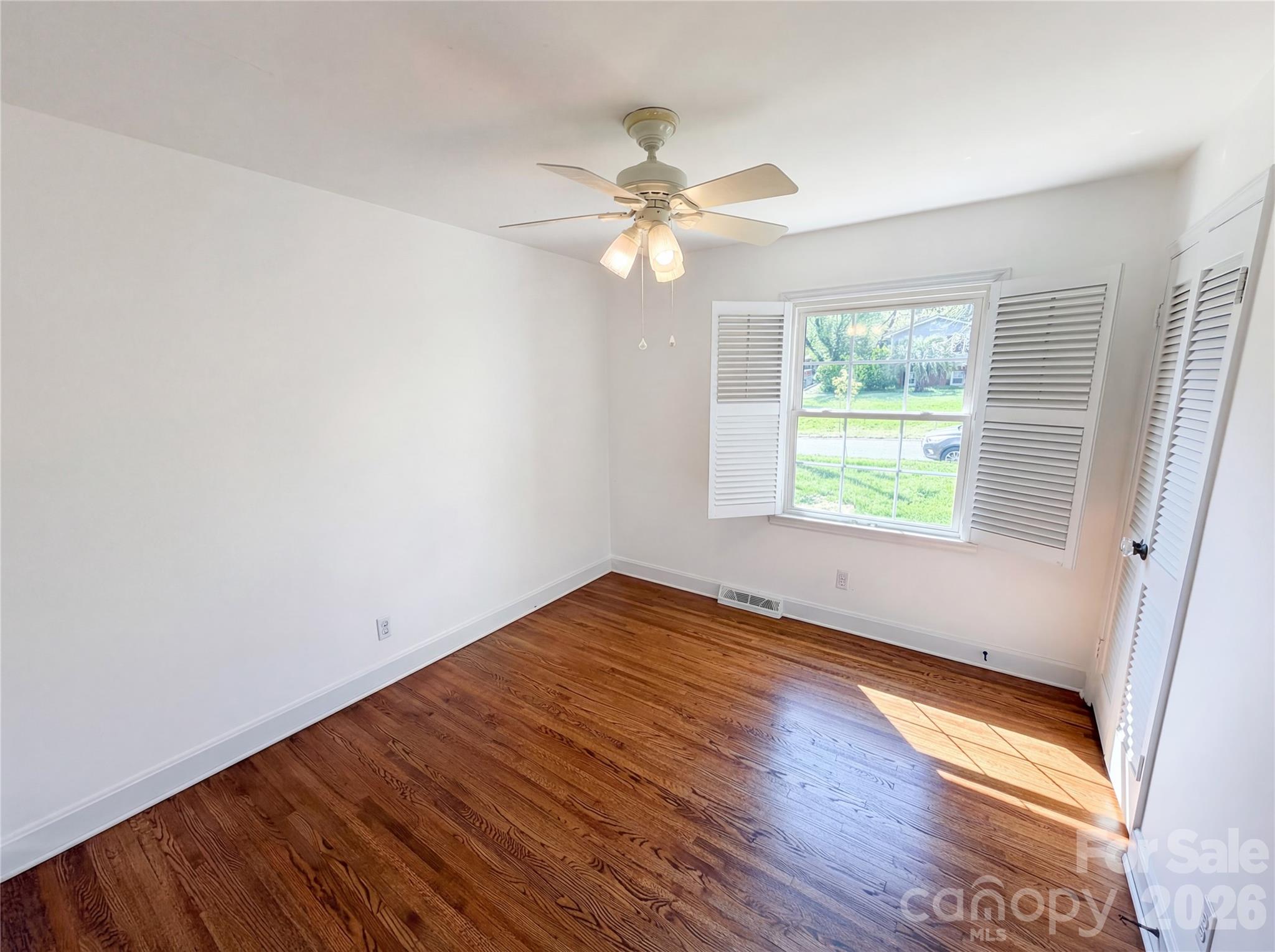 6621 Starcrest Drive, Charlotte, NC - photo 11 of 24
