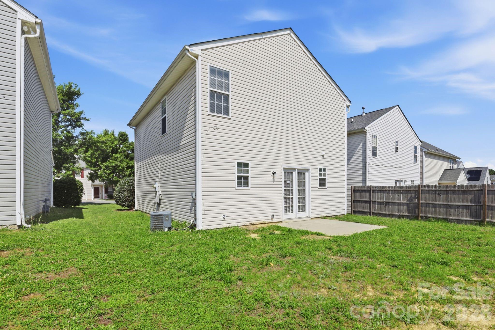 Photo 22 of 5623 Henderson Oaks Drive, Charlotte, NC