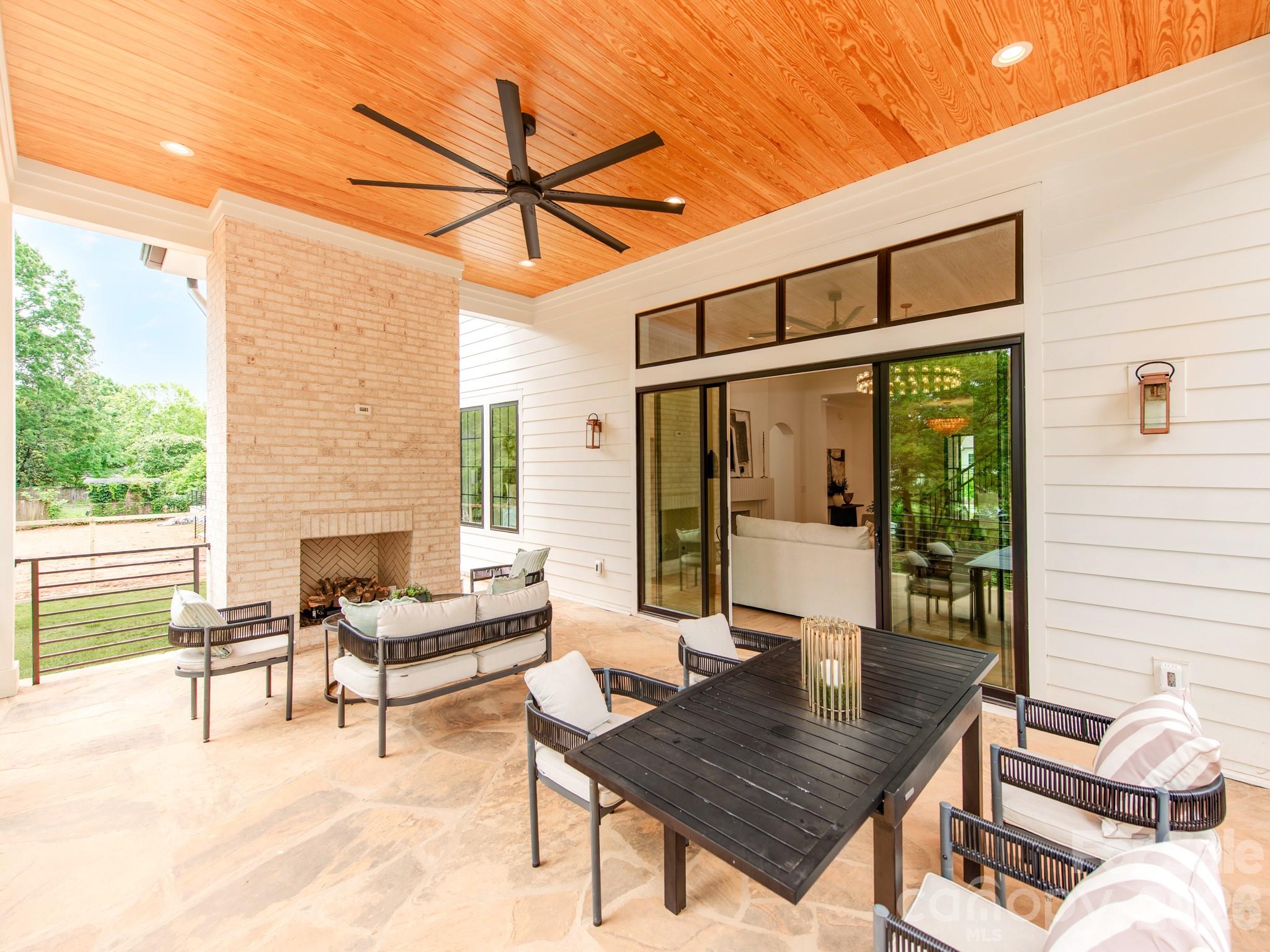 Photo 46 of 4627 Water Oak Road, Charlotte, NC