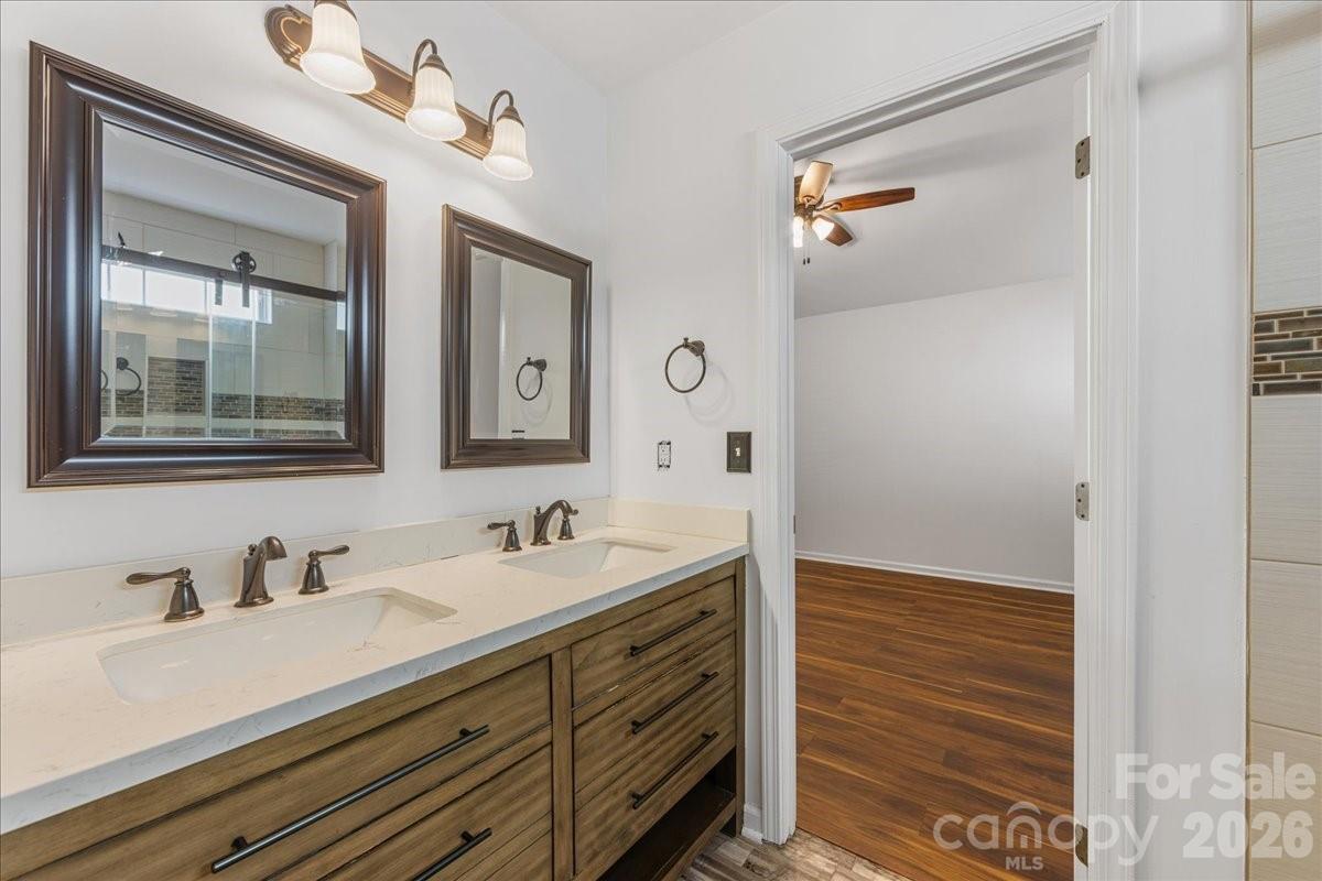 Photo 11 of 14242 Carolina Forest Court, Charlotte, NC