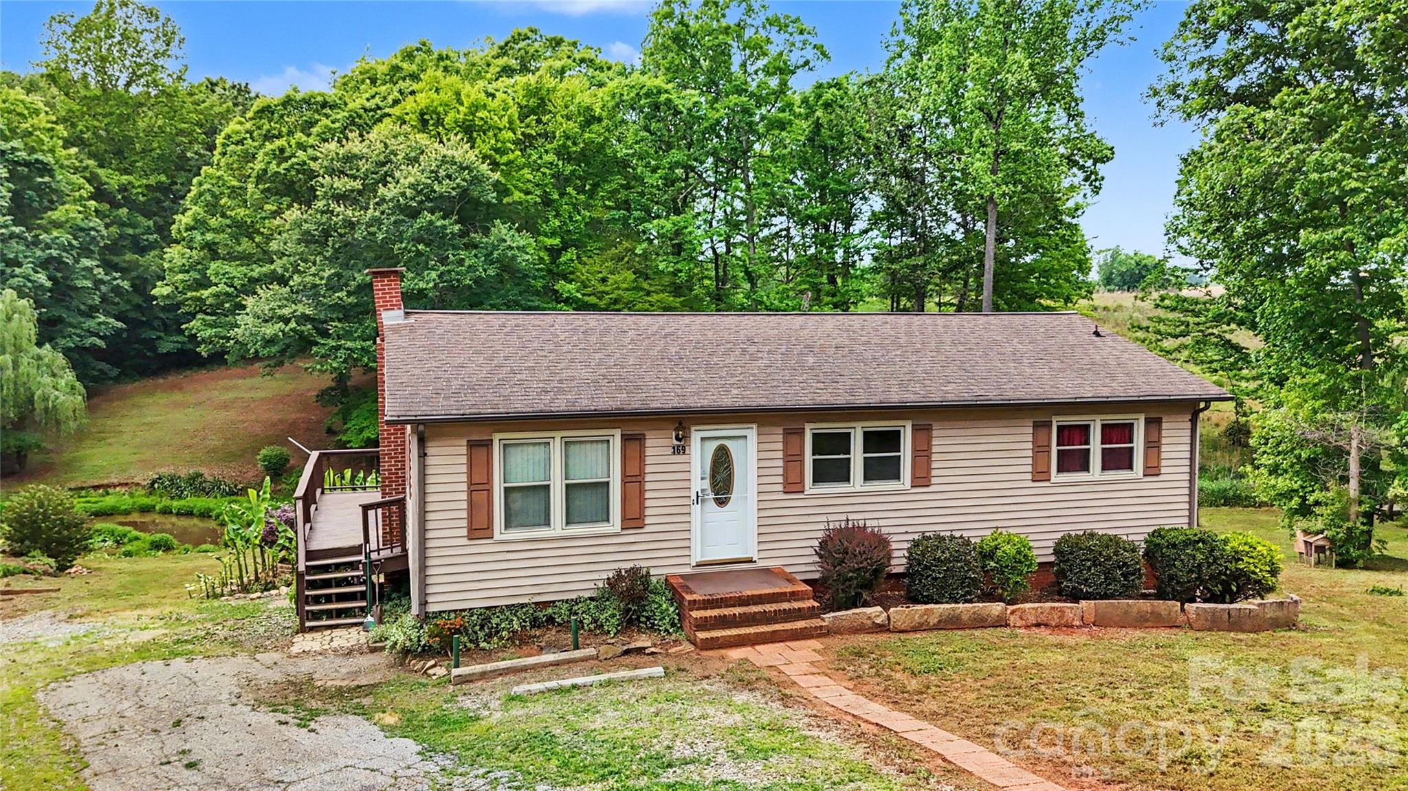 169 Hemingway Lane, Statesville, NC