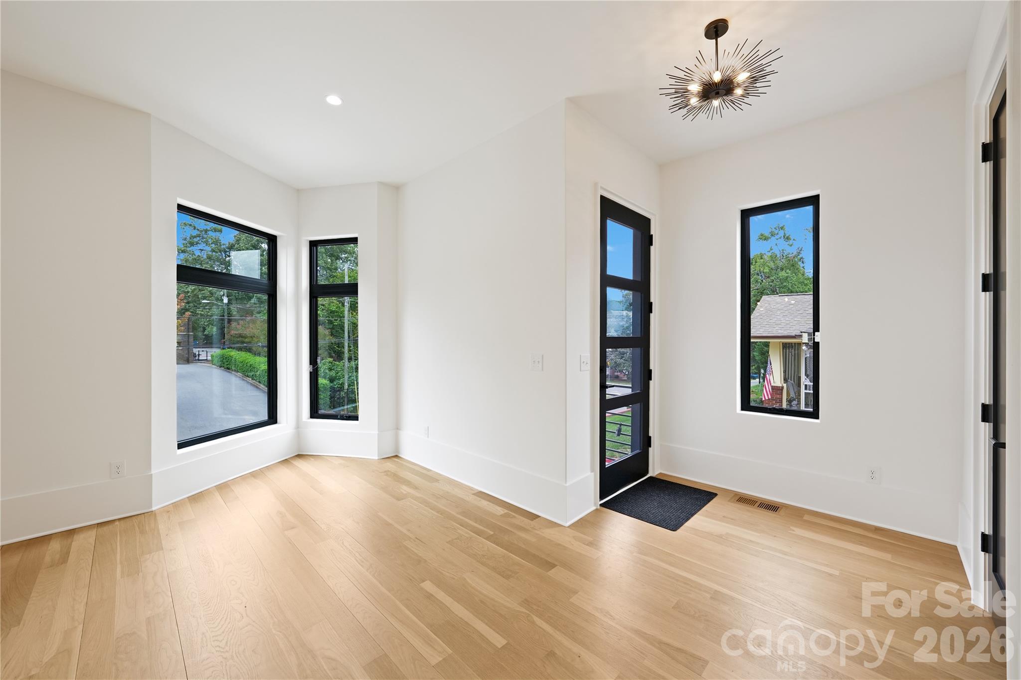 1511 Waverly Avenue, Charlotte, NC - photo 10 of 49