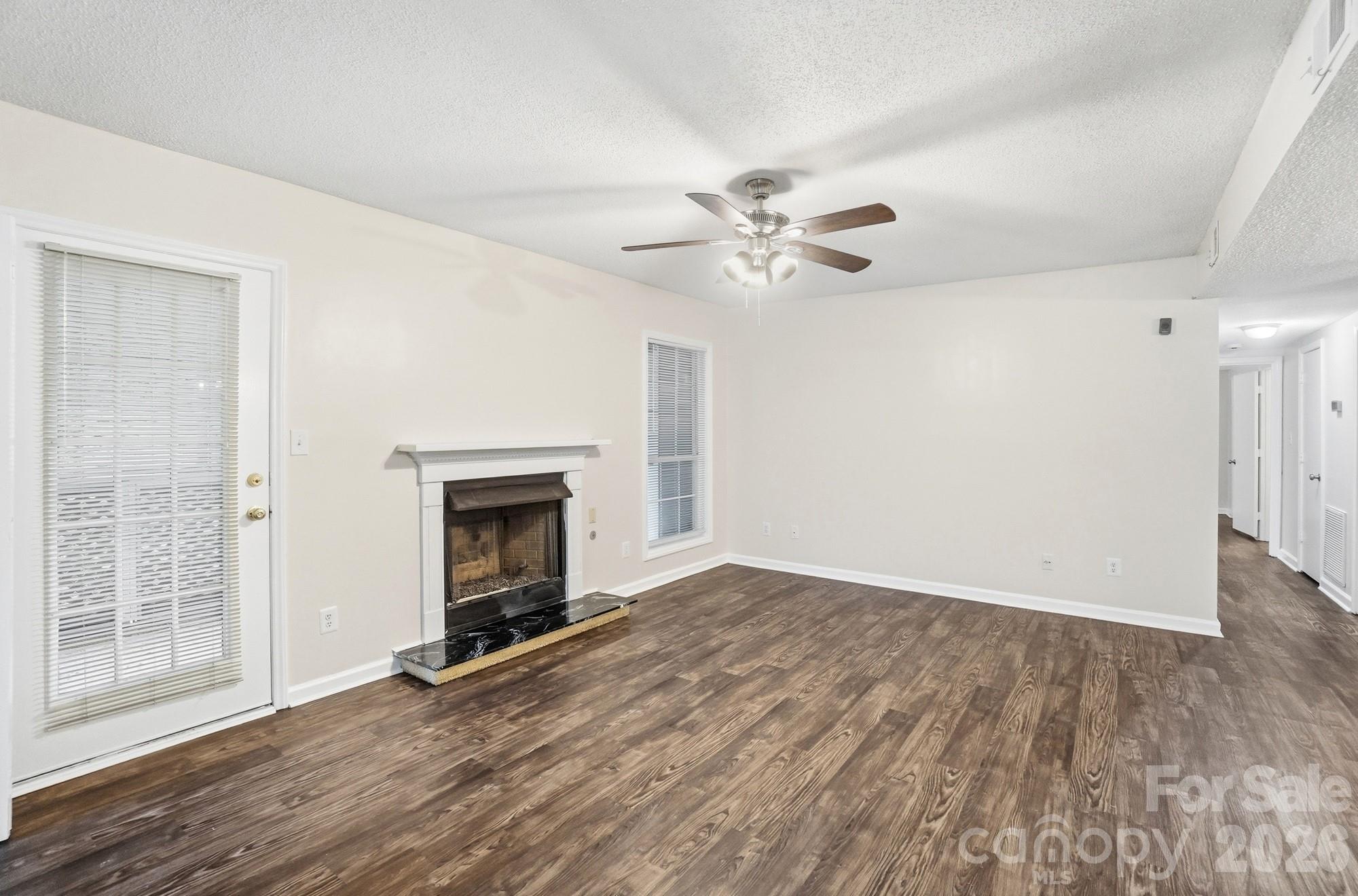 Photo 6 of 6043 Green Forest Drive, Charlotte, NC