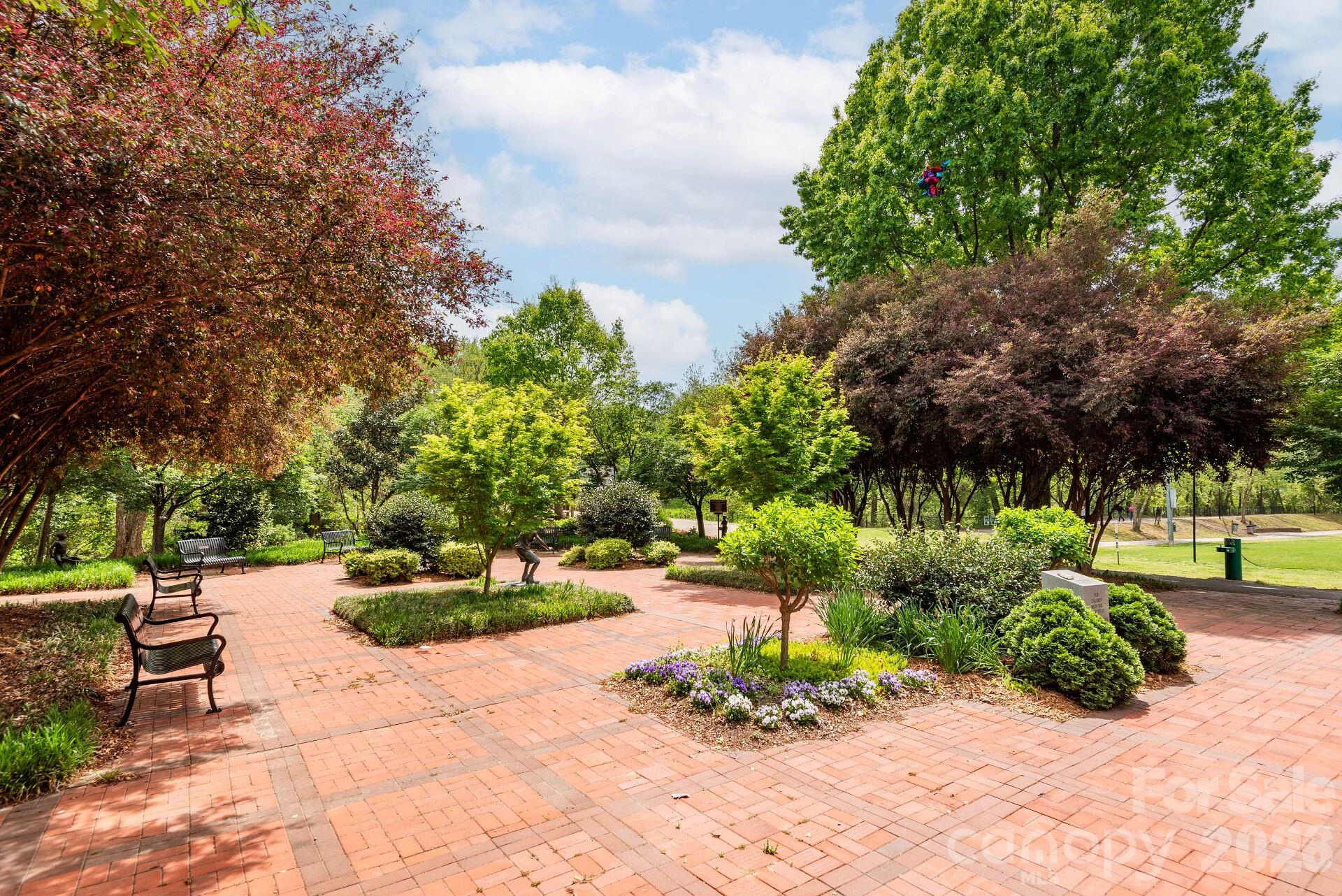 Photo 29 of 933 Westbrook DriveB, Charlotte, NC