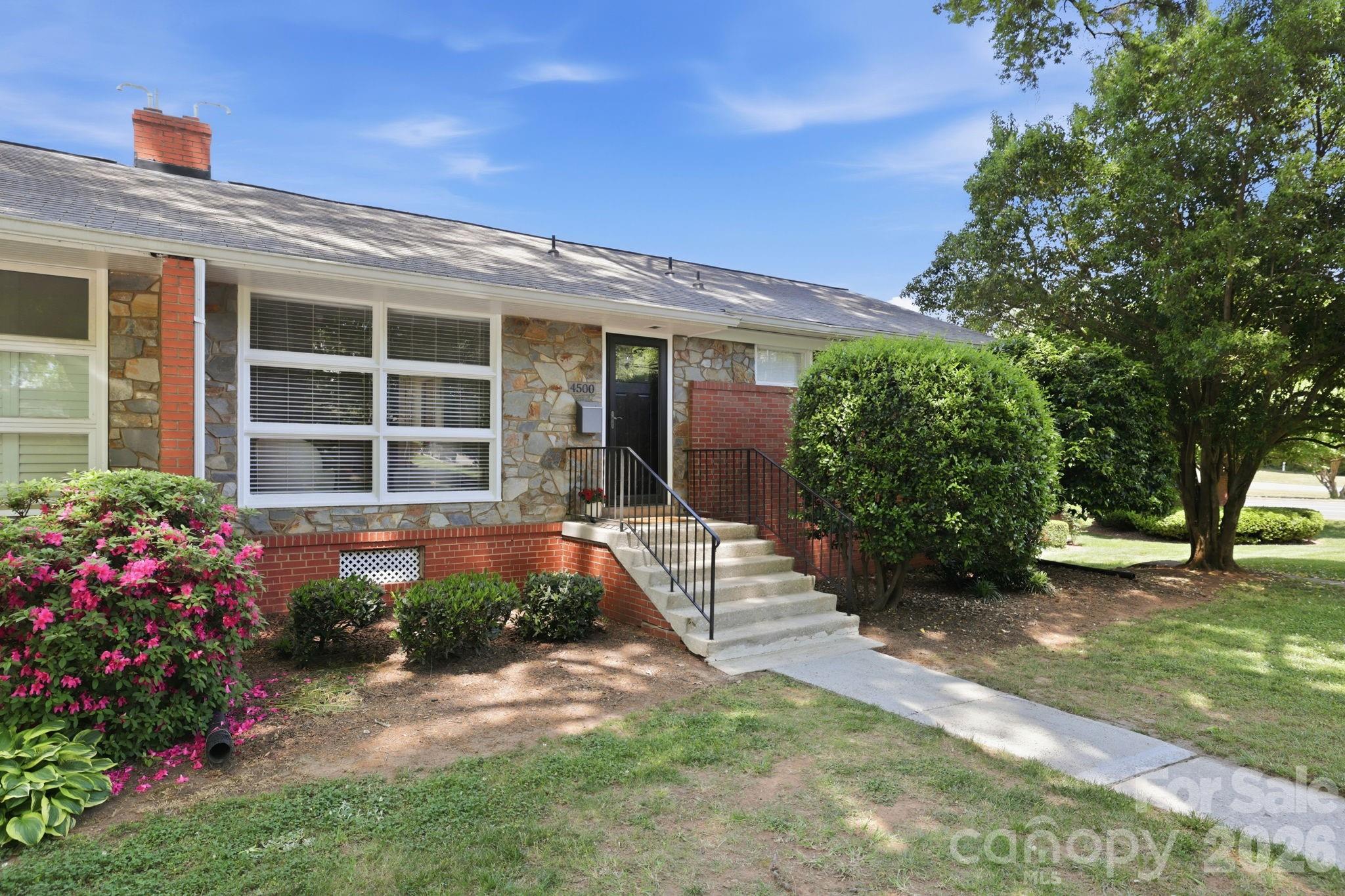 Photo 15 of 4500 Woodlark Lane, Charlotte, NC