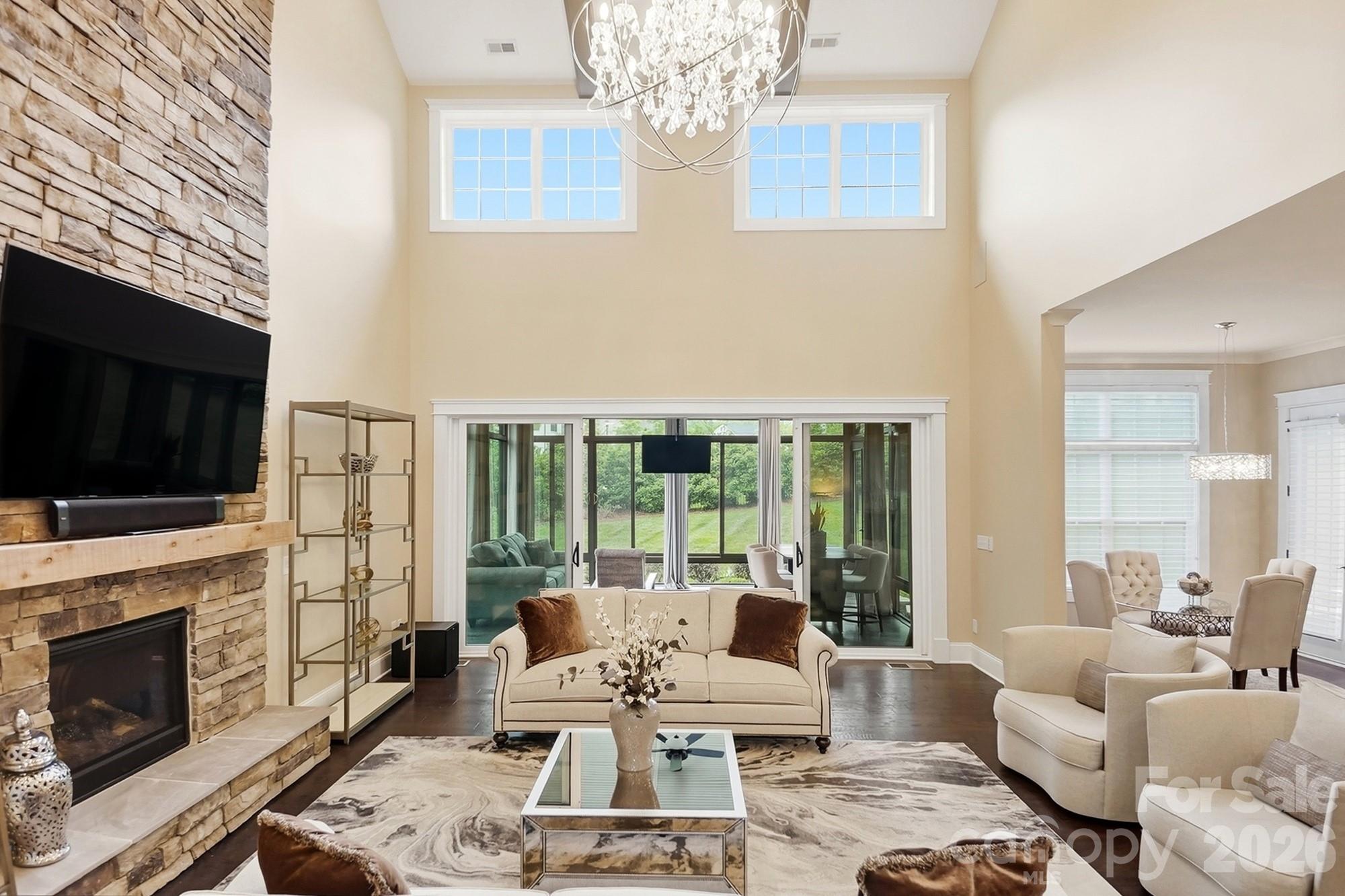 Photo 5 of 7626 Deerfield Manor Drive, Charlotte, NC