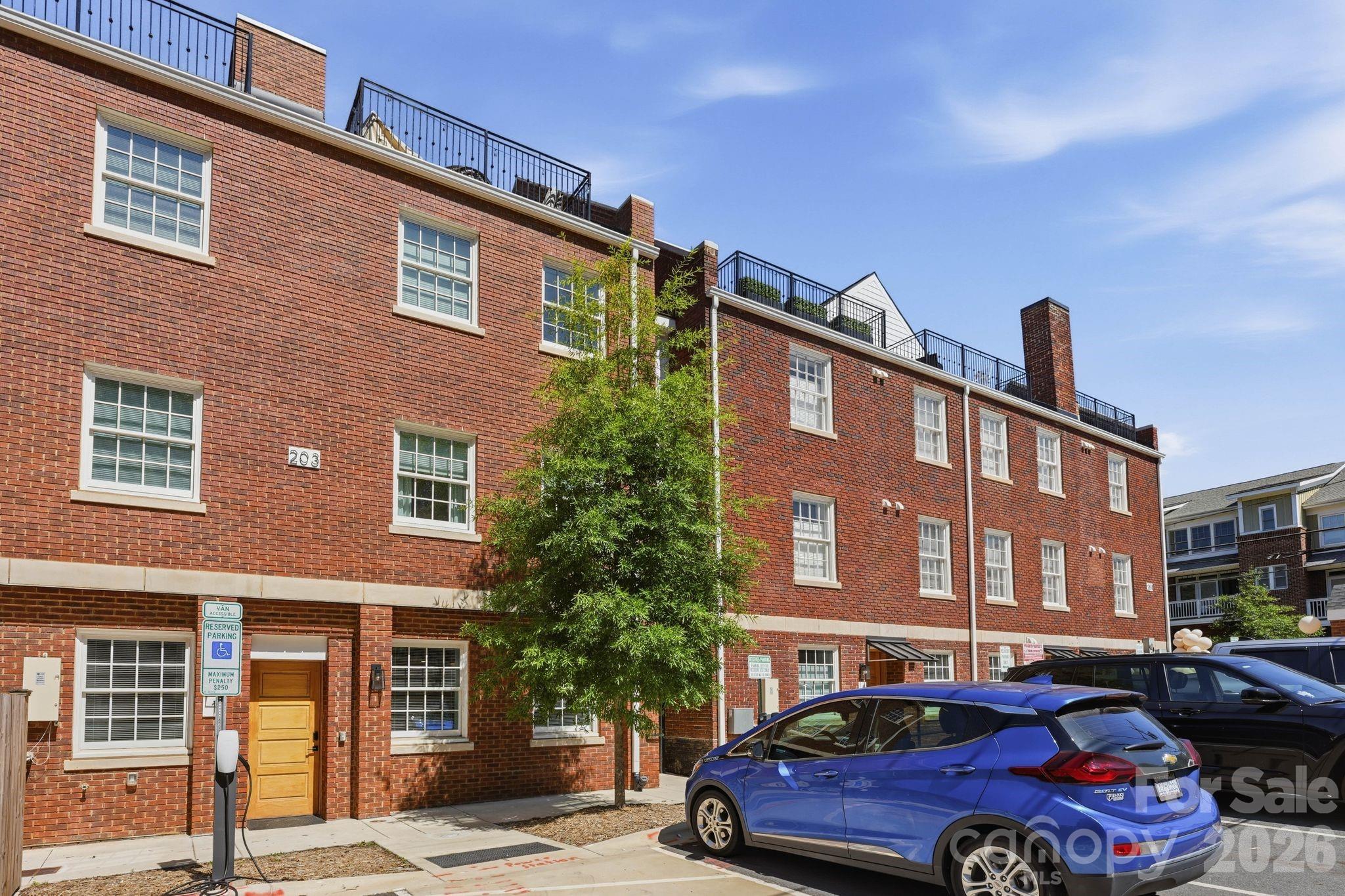 Photo 14 of 203 Grandin Road1, Charlotte, NC