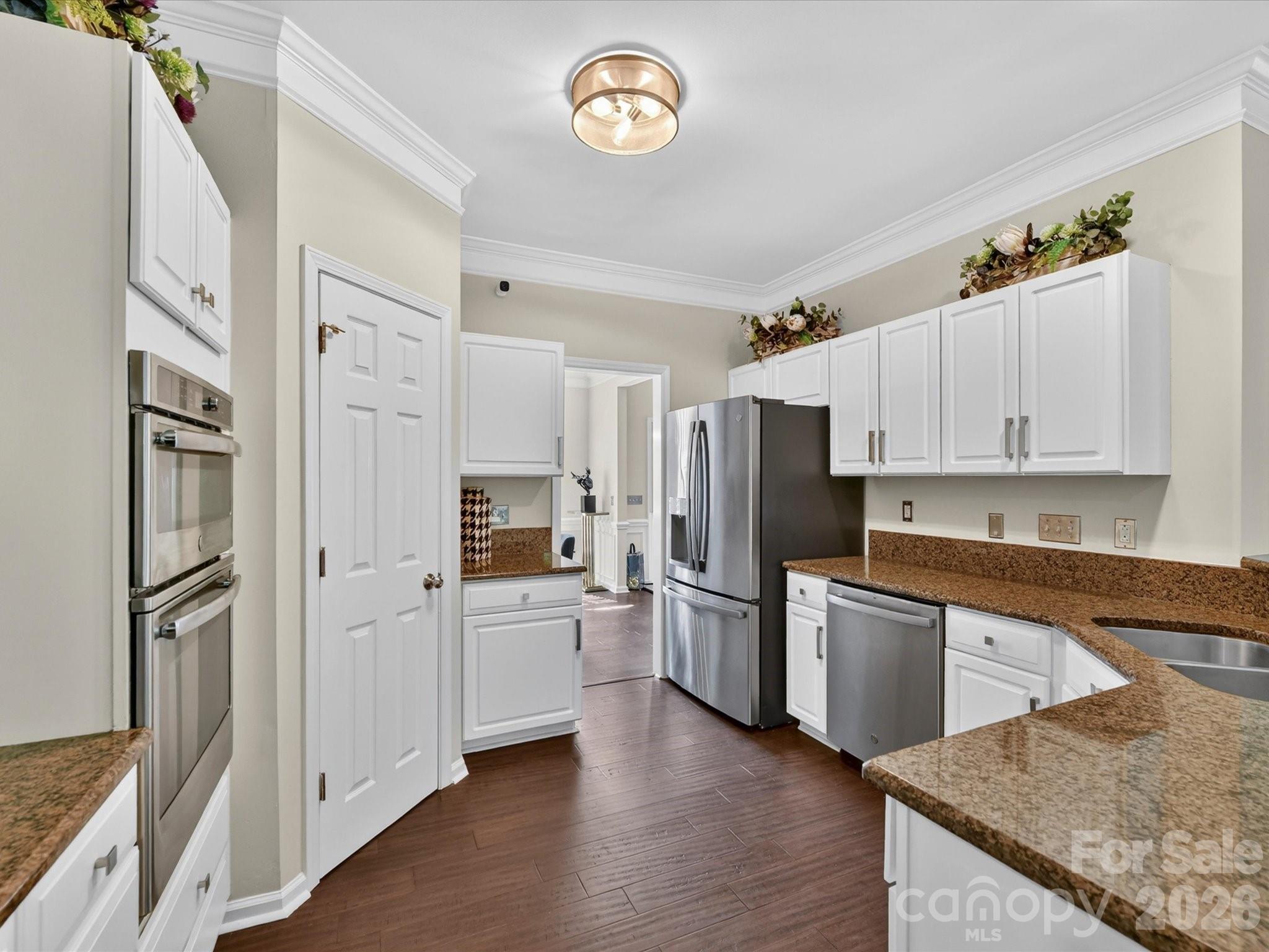 Photo 14 of 7219 Fortrose Lane, Charlotte, NC