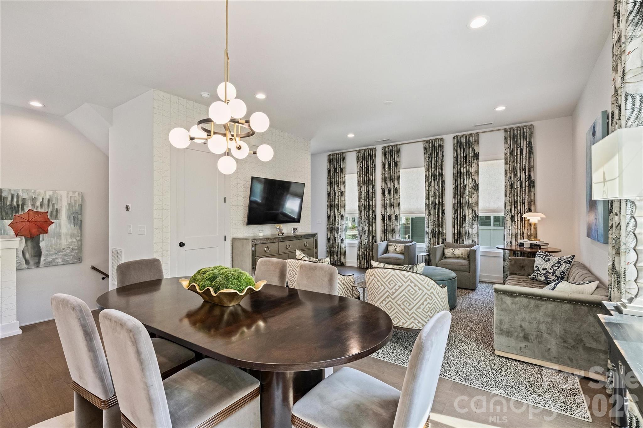 Photo 5 of 1500 Hawthorne LaneA, Charlotte, NC