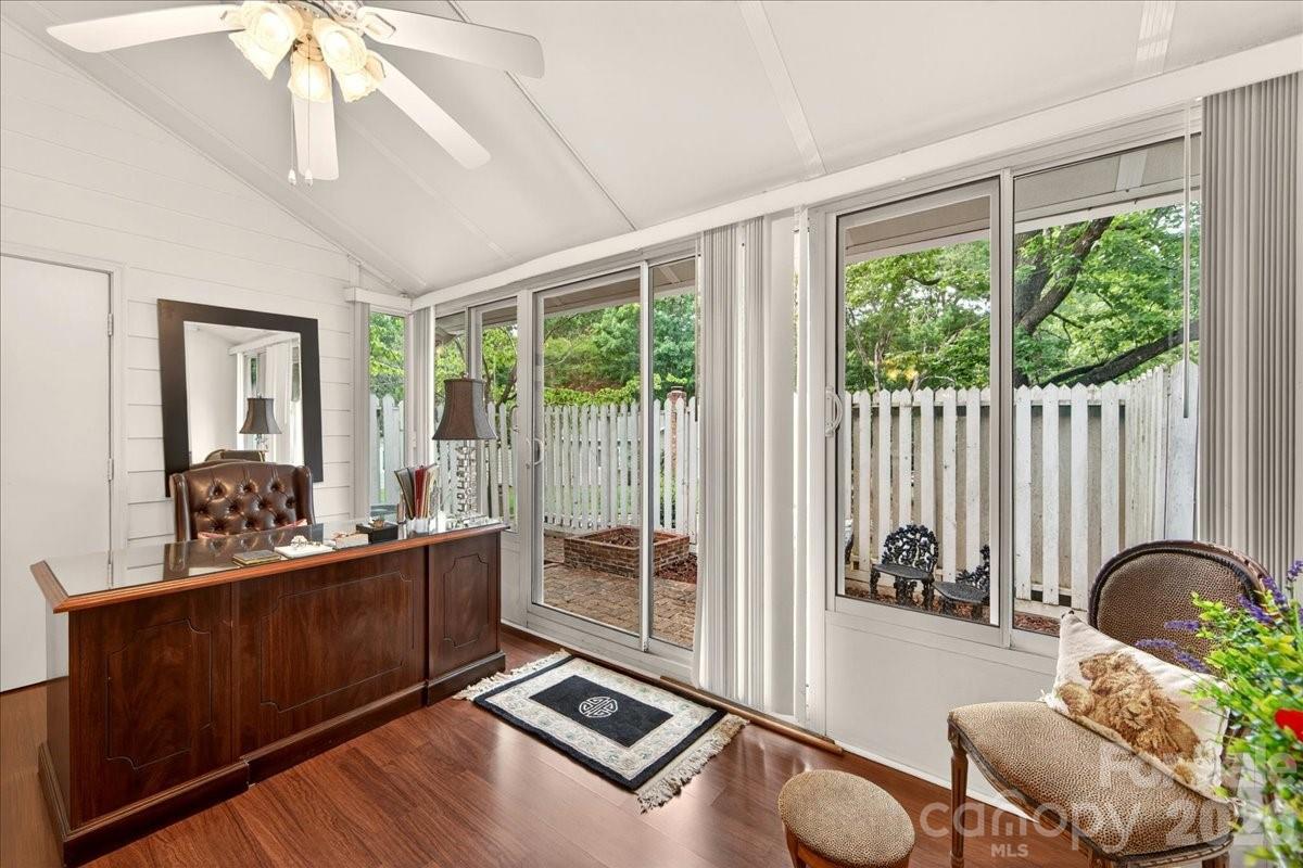Photo 23 of 830 Sardis Cove Drive, Charlotte, NC
