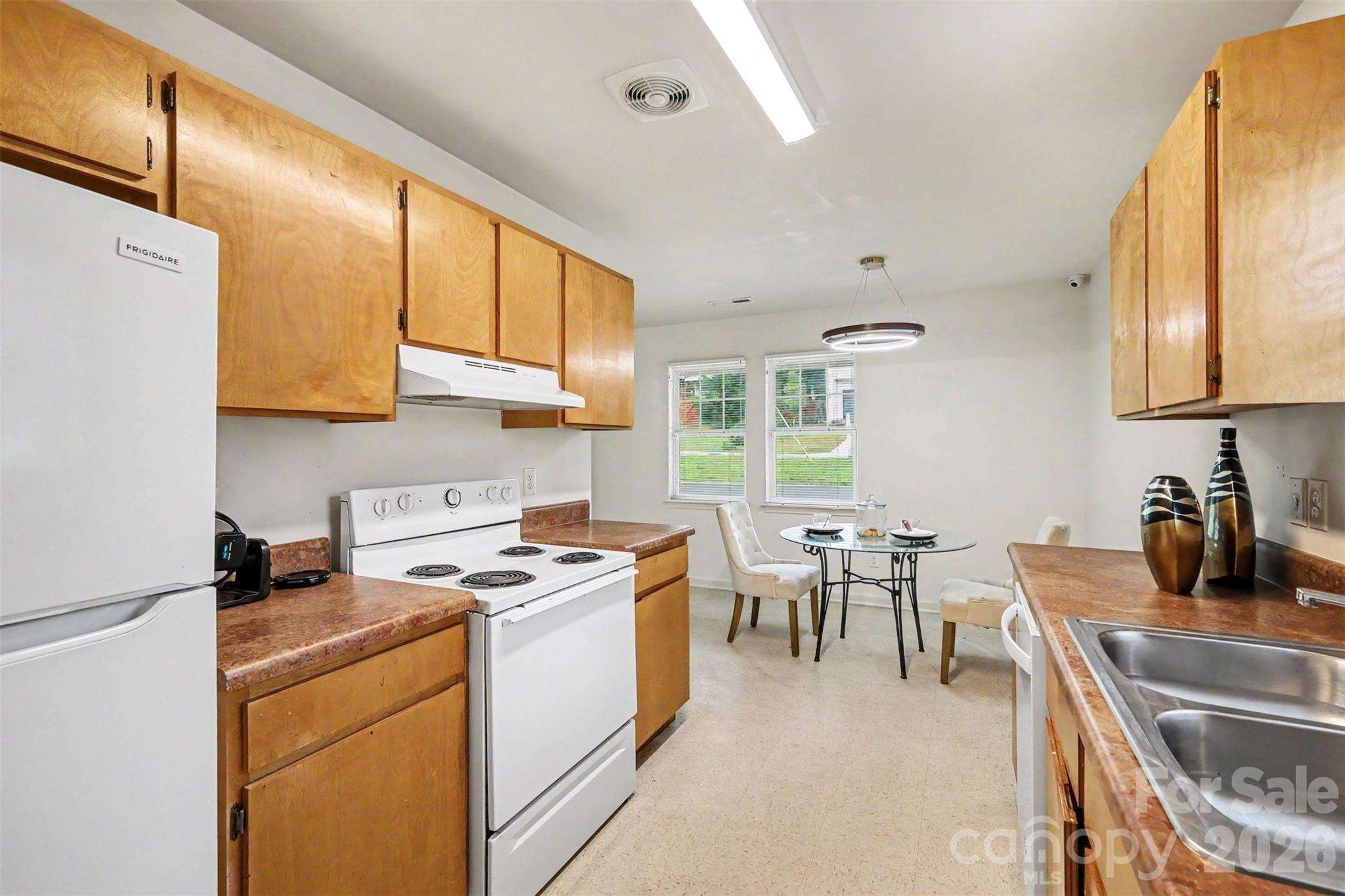 Photo 10 of 3608 Corbett Street, Charlotte, NC