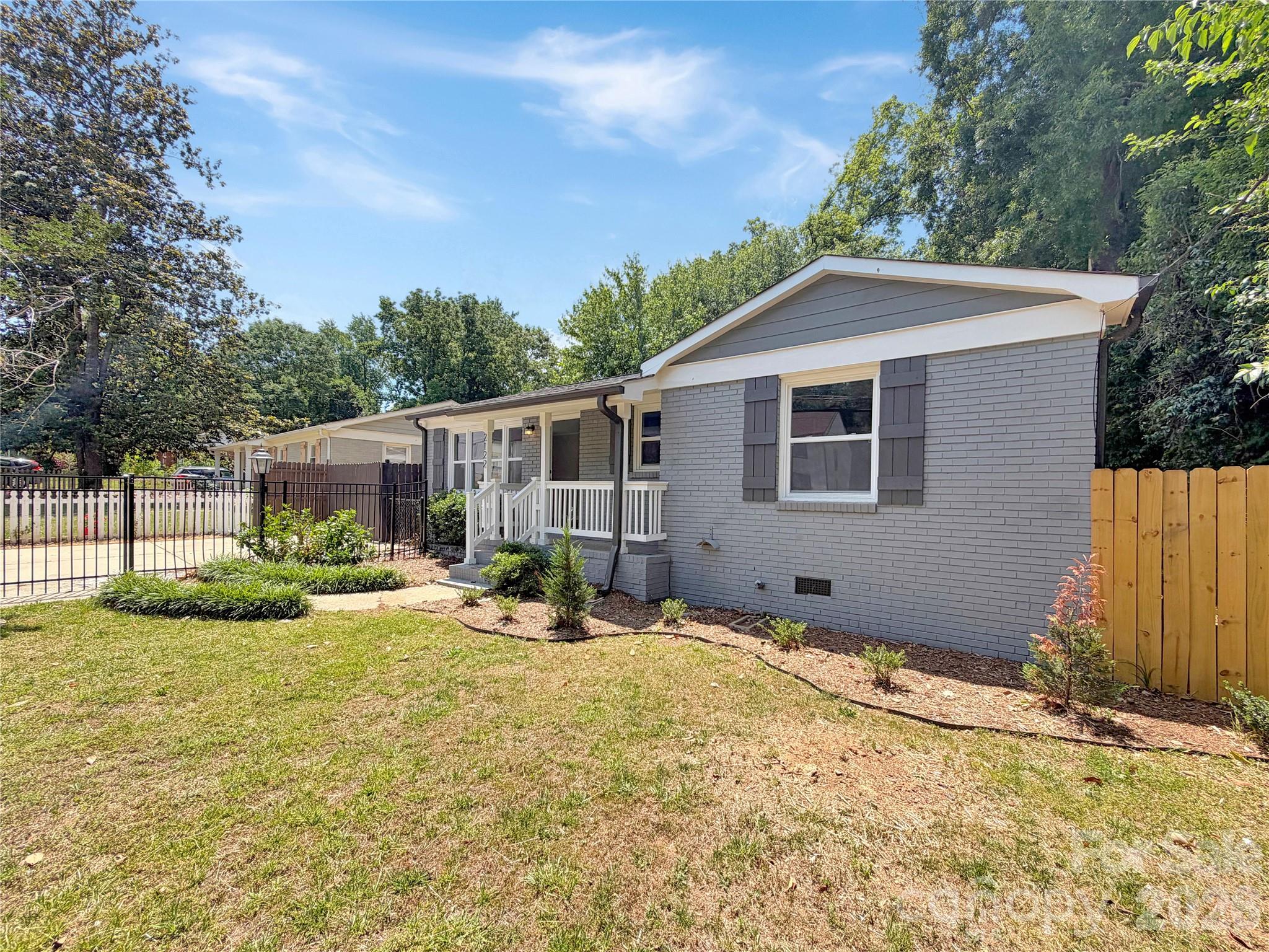 Photo 19 of 2122 Kilborne Drive, Charlotte, NC