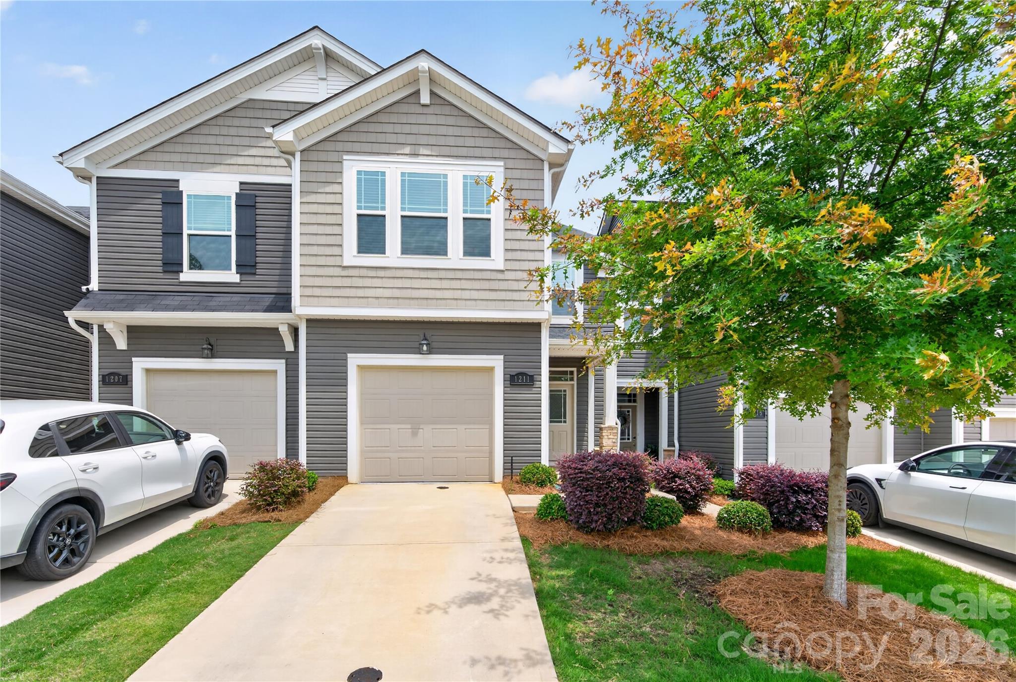 Home for sale at 1211 Bigelow Street, Charlotte, NC — photo 1 of 28